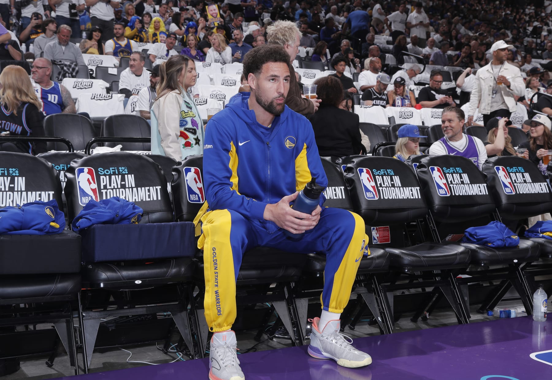 Klay Thompson's Dad Mychal Joins Lakers Fans Hoping Warriors Star Signs ...
