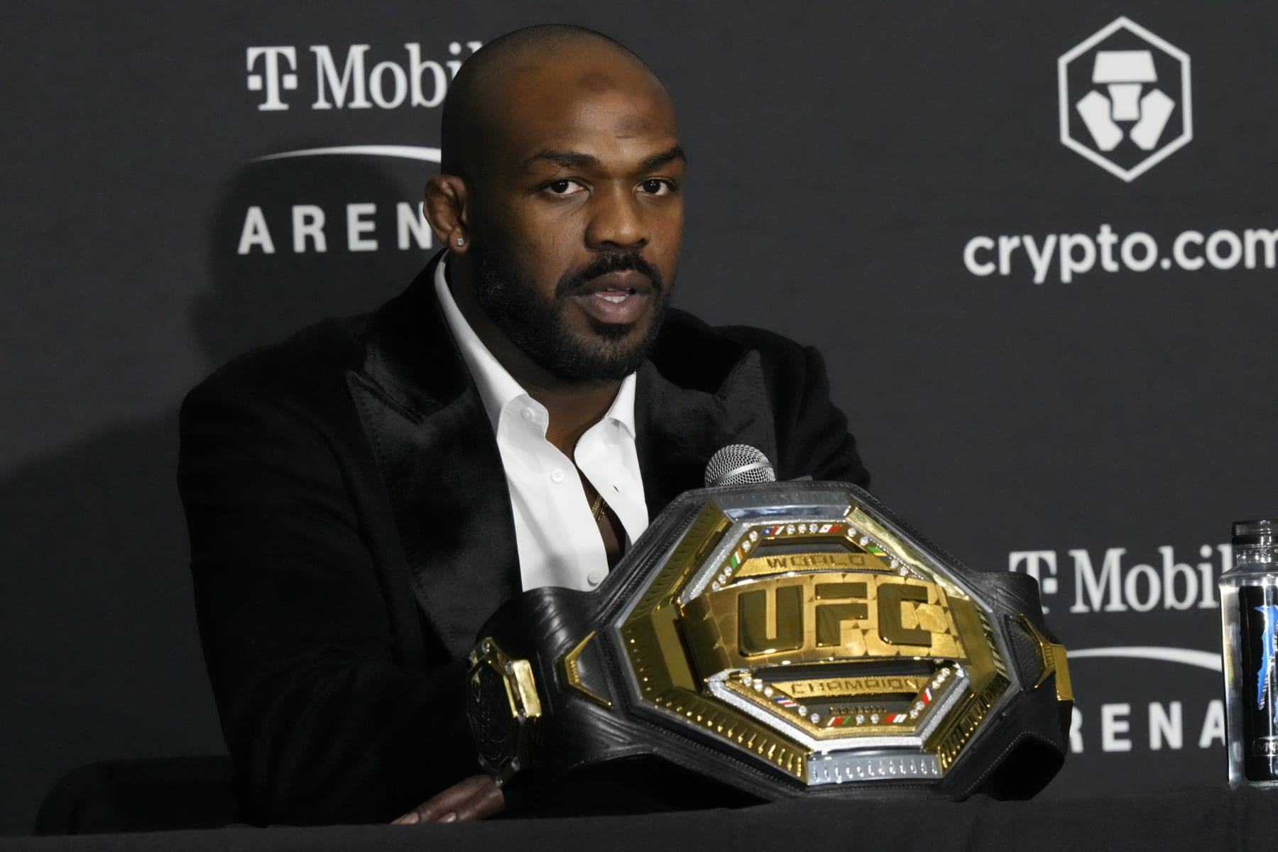 Jon Jones to Consider UFC Retirement After His Performance in Next ...
