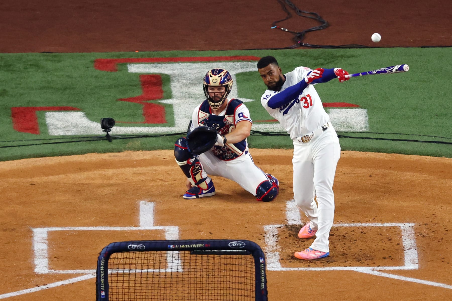 Teoscar Hernández Wins 2024 Home Run Derby over Bobby Witt Jr., Electrifies MLB Fans | News ...