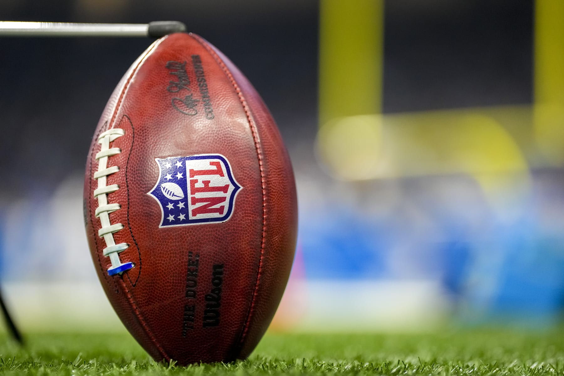 NFL Fans Intrigued by Kickoff Rule Change at Start of Texans vs. Bears ...