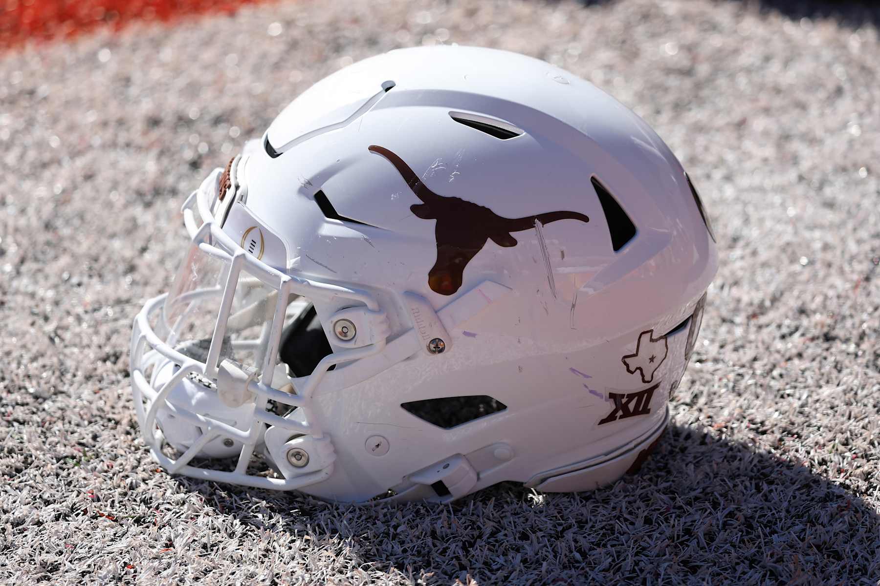 5-Star Safety Zelus Hicks Commits to Texas over Georgia, Ohio State ...