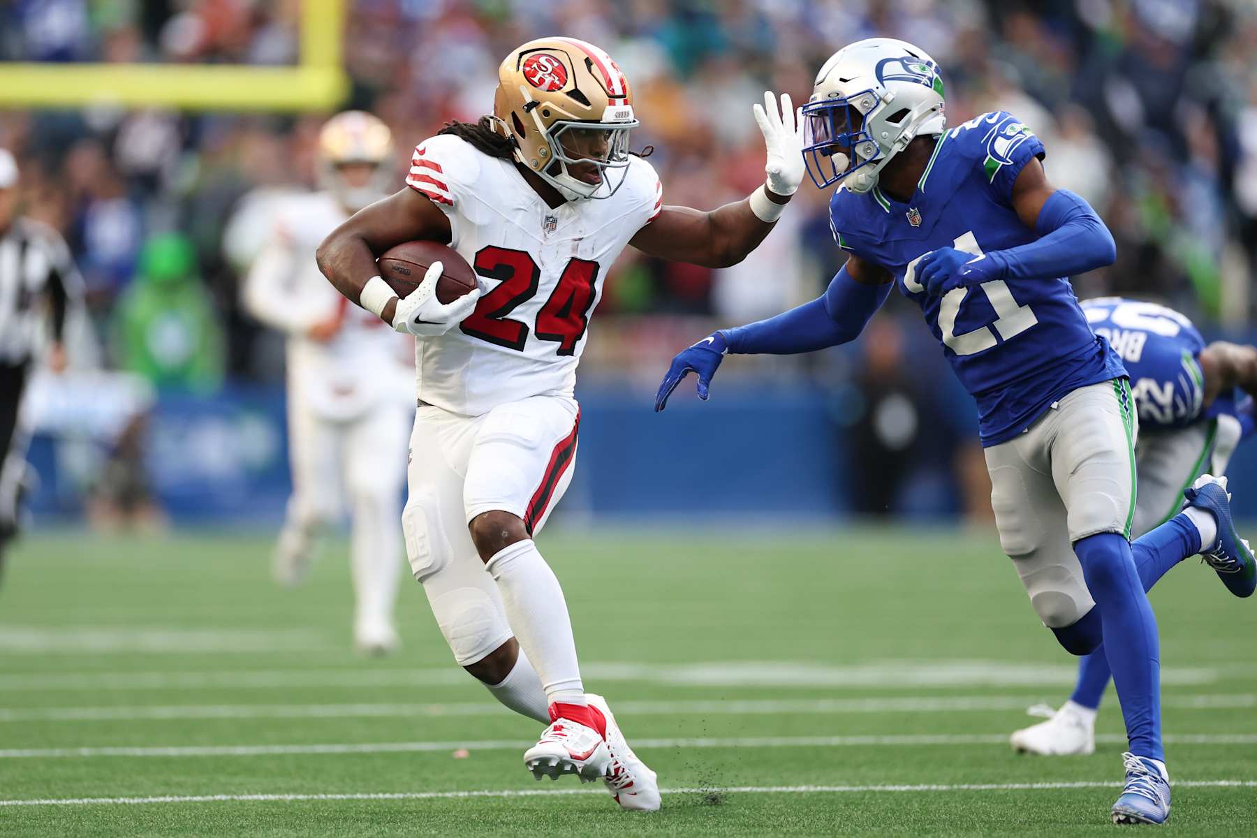49ers' Jordan Mason Diagnosed with AC Joint Sprain; Day to Day with ...