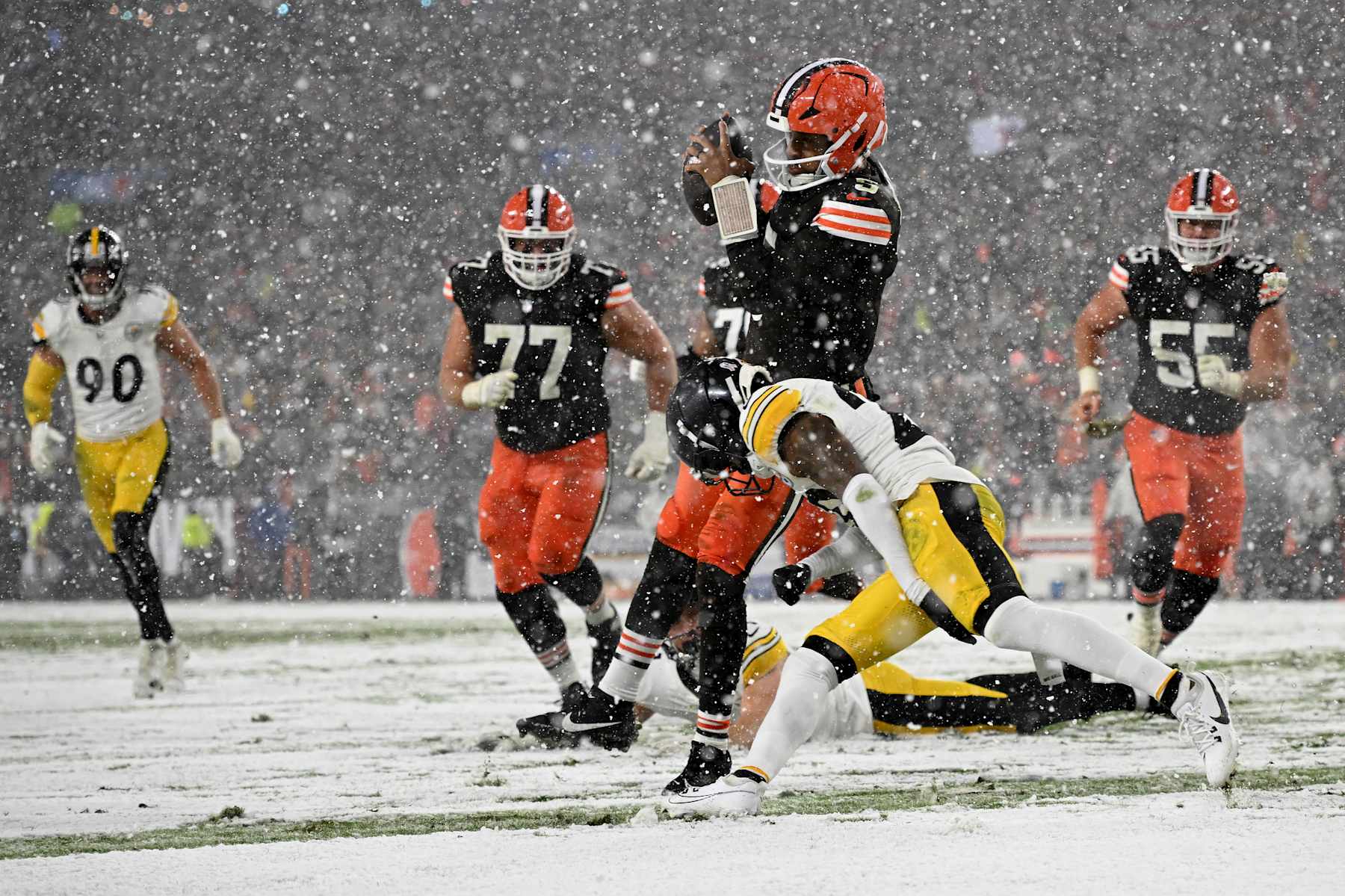 Jameis Winston, Browns Thrill Fans with Snow Game Win vs. Russell ...