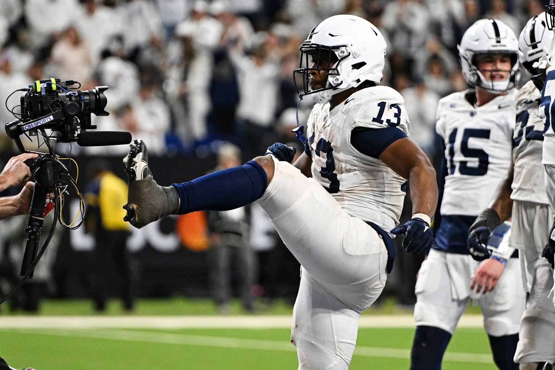 CFB Fans Call Out OSU, Penn State Seeds, Oregon Path in 12-Team CFP ...