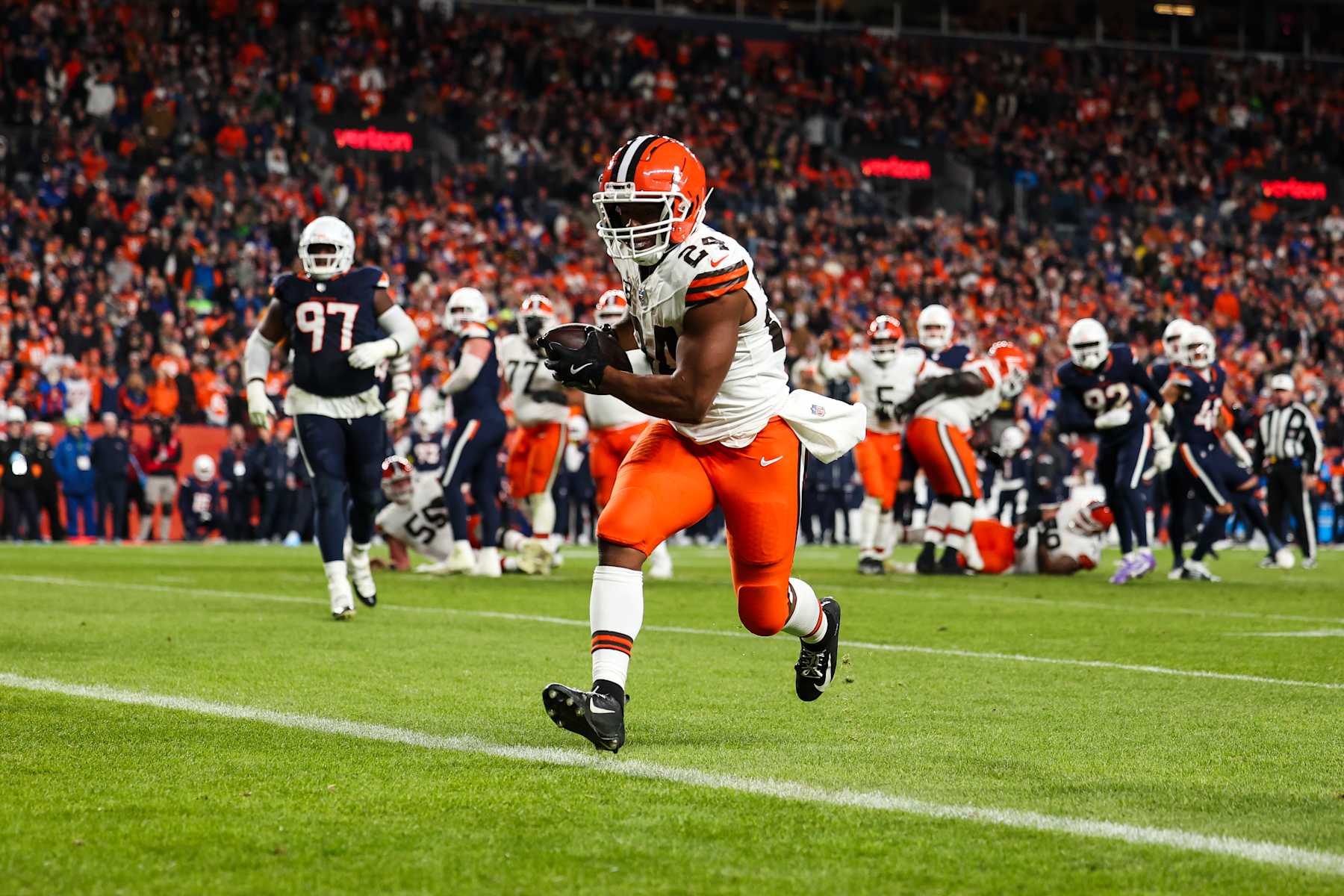 Nick Chubb Eyes New Browns Contract Ahead of Free Agency: 'I'd Like to ...