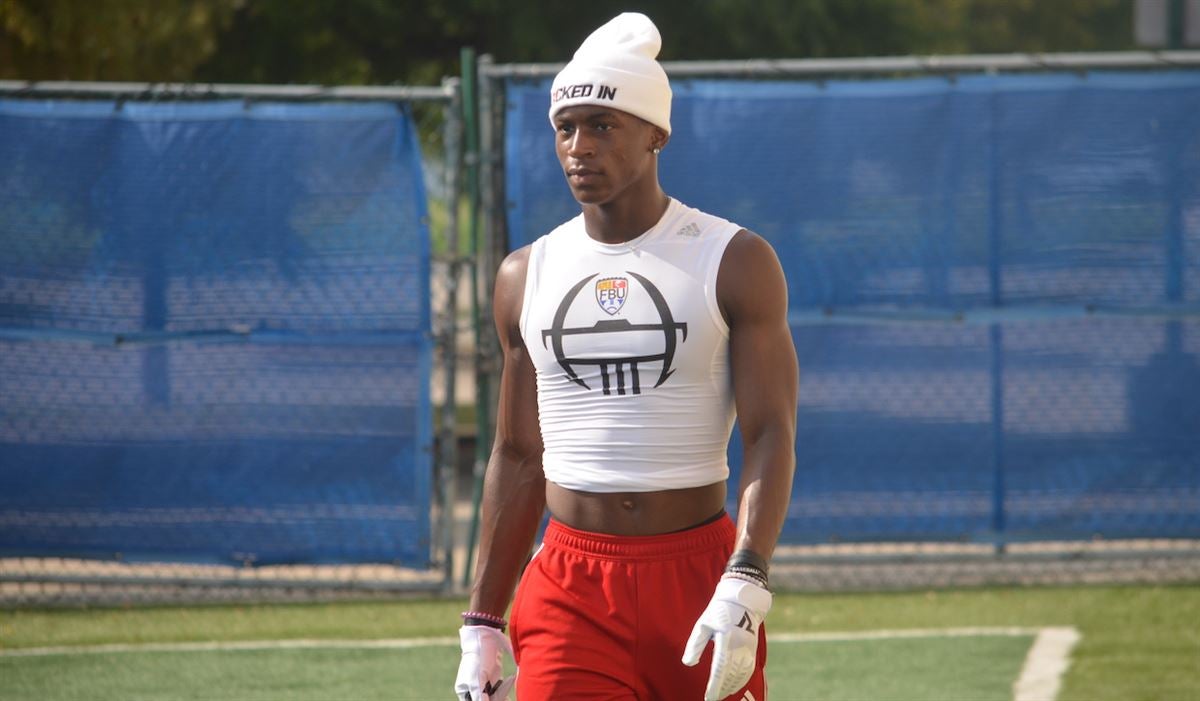 5-Star WR Prospect Evan Stewart Commits to Texas A&M over Alabama, LSU ...