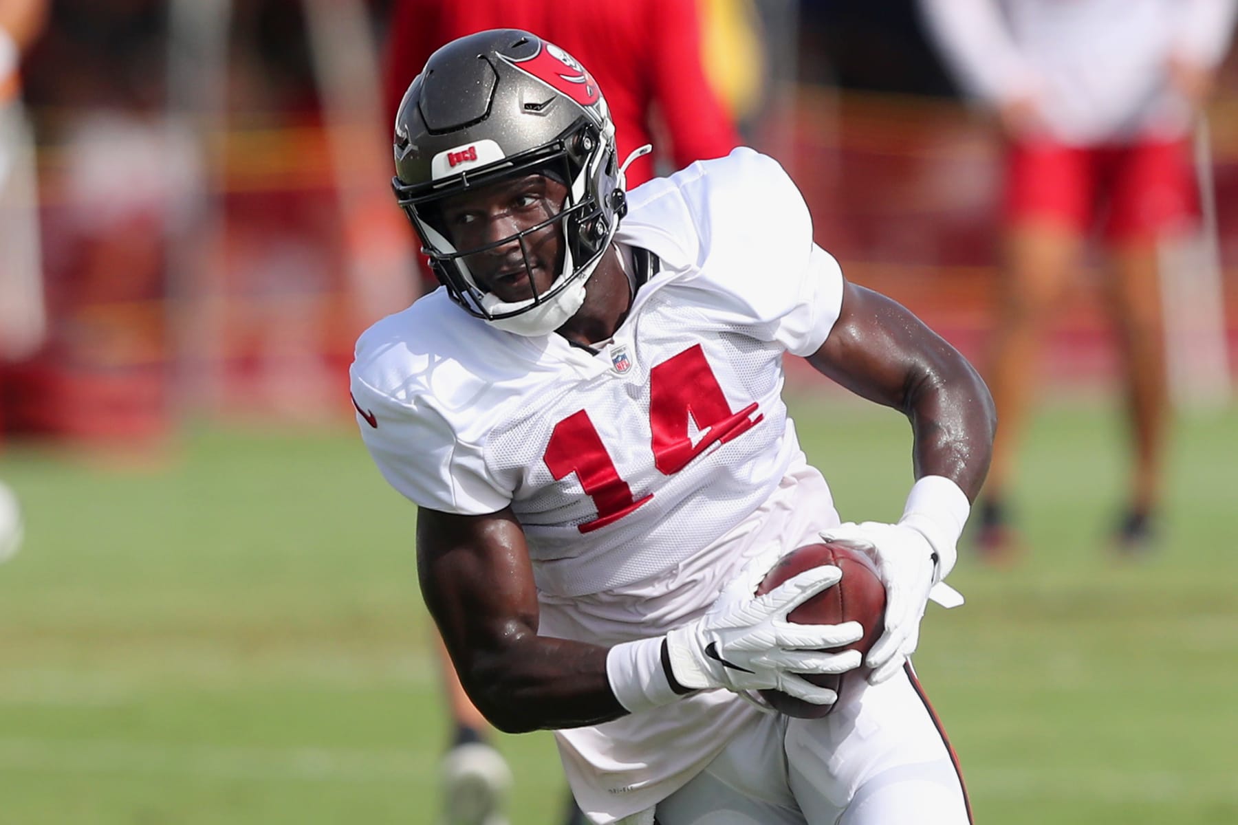 Bucs' Chris Godwin Unsure If He'll Play Week 1 vs. Cowboys amid Knee ...