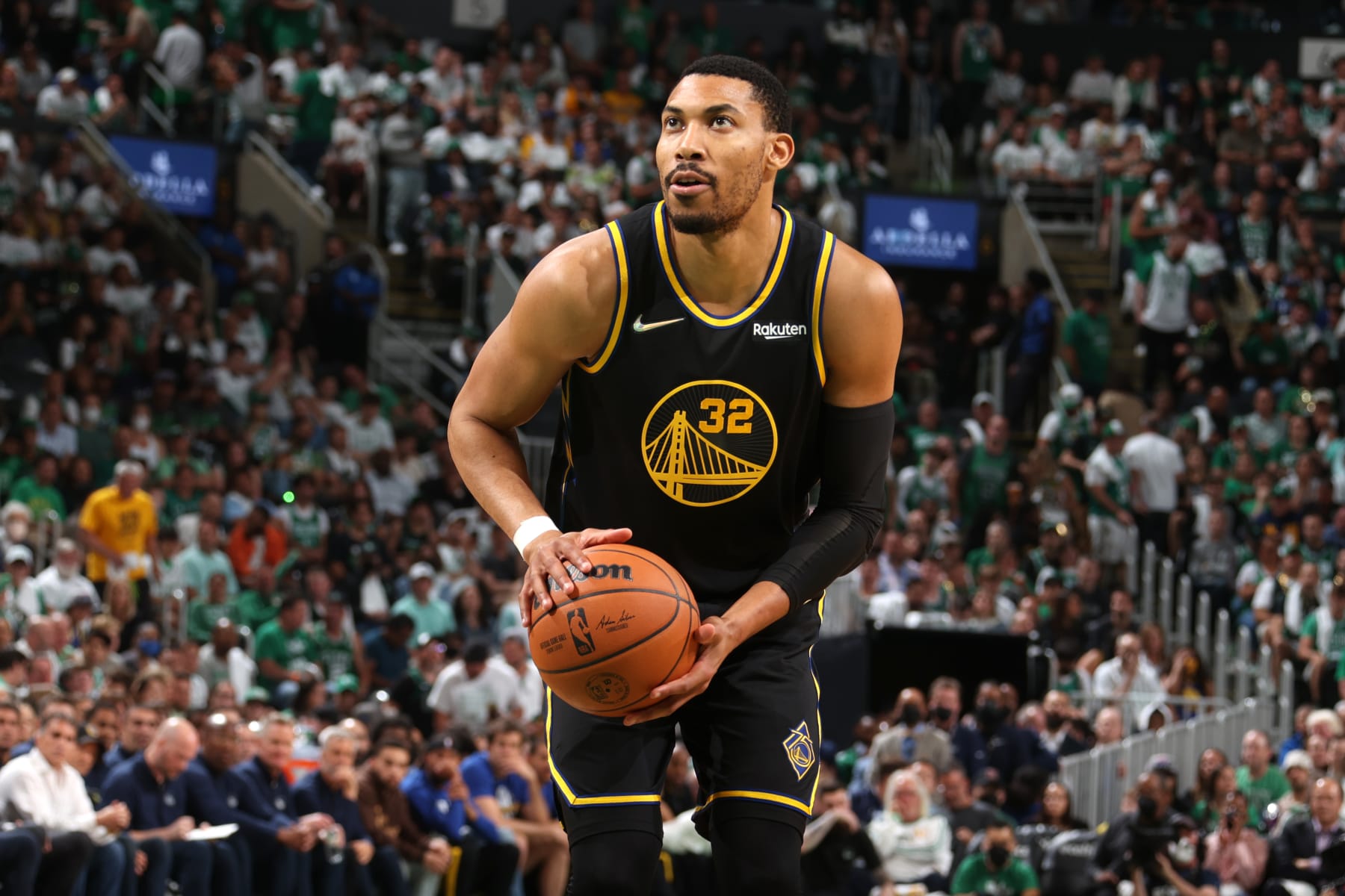 Every NBA Team's Best and Worst Value Contract