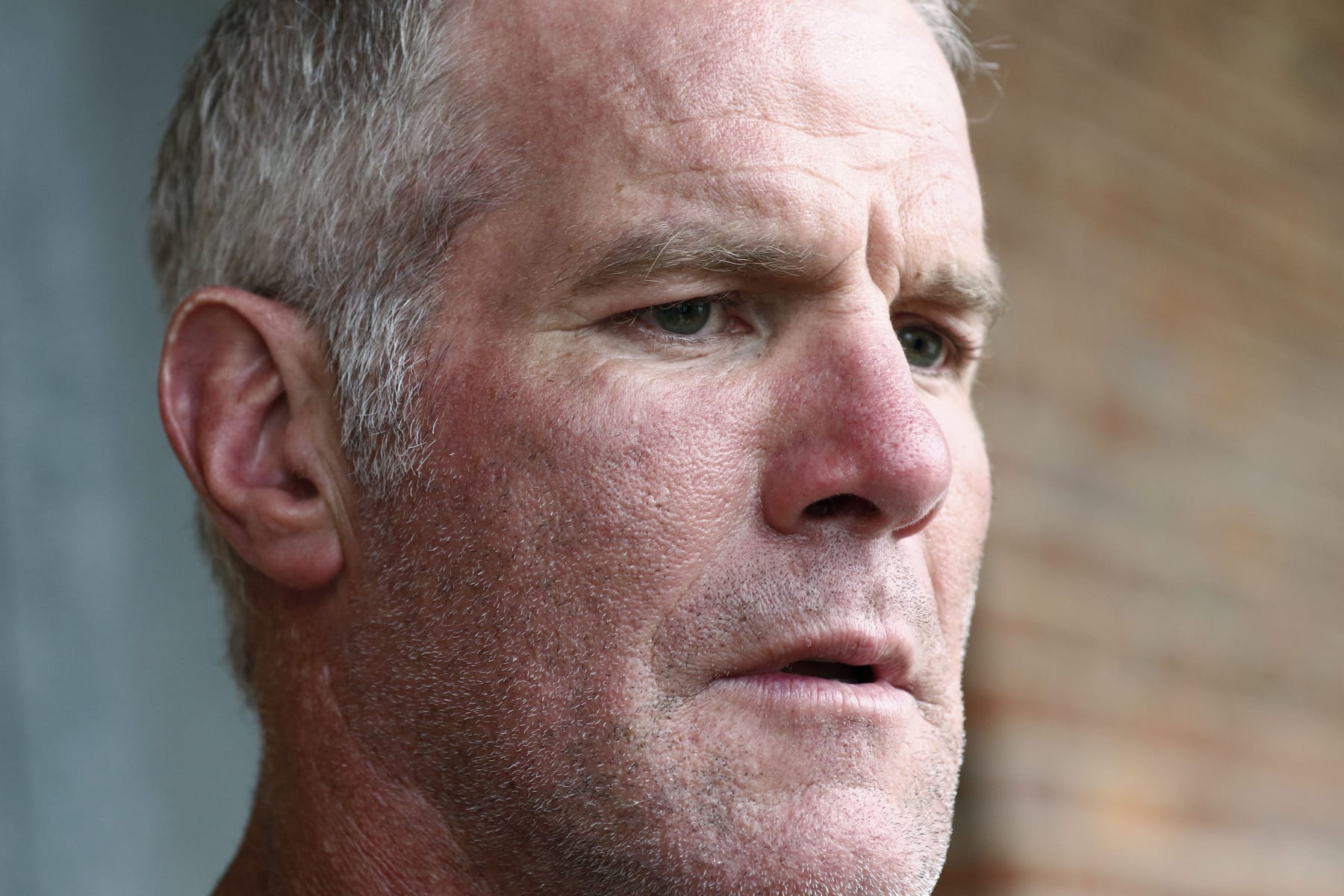 Brett Favre's Foundation Gave $130K to Southern Mississippi Athletic ...