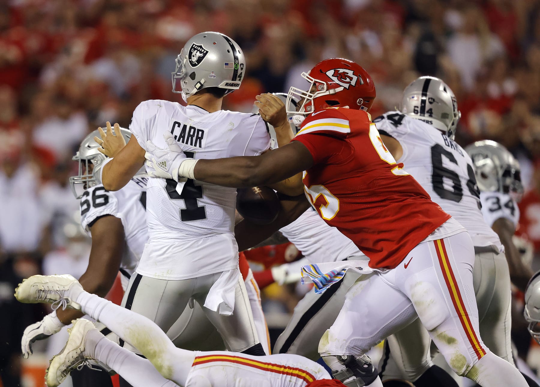 Report: NFL Won't Scale Back Enforcement of Roughing the Passer Despite ...