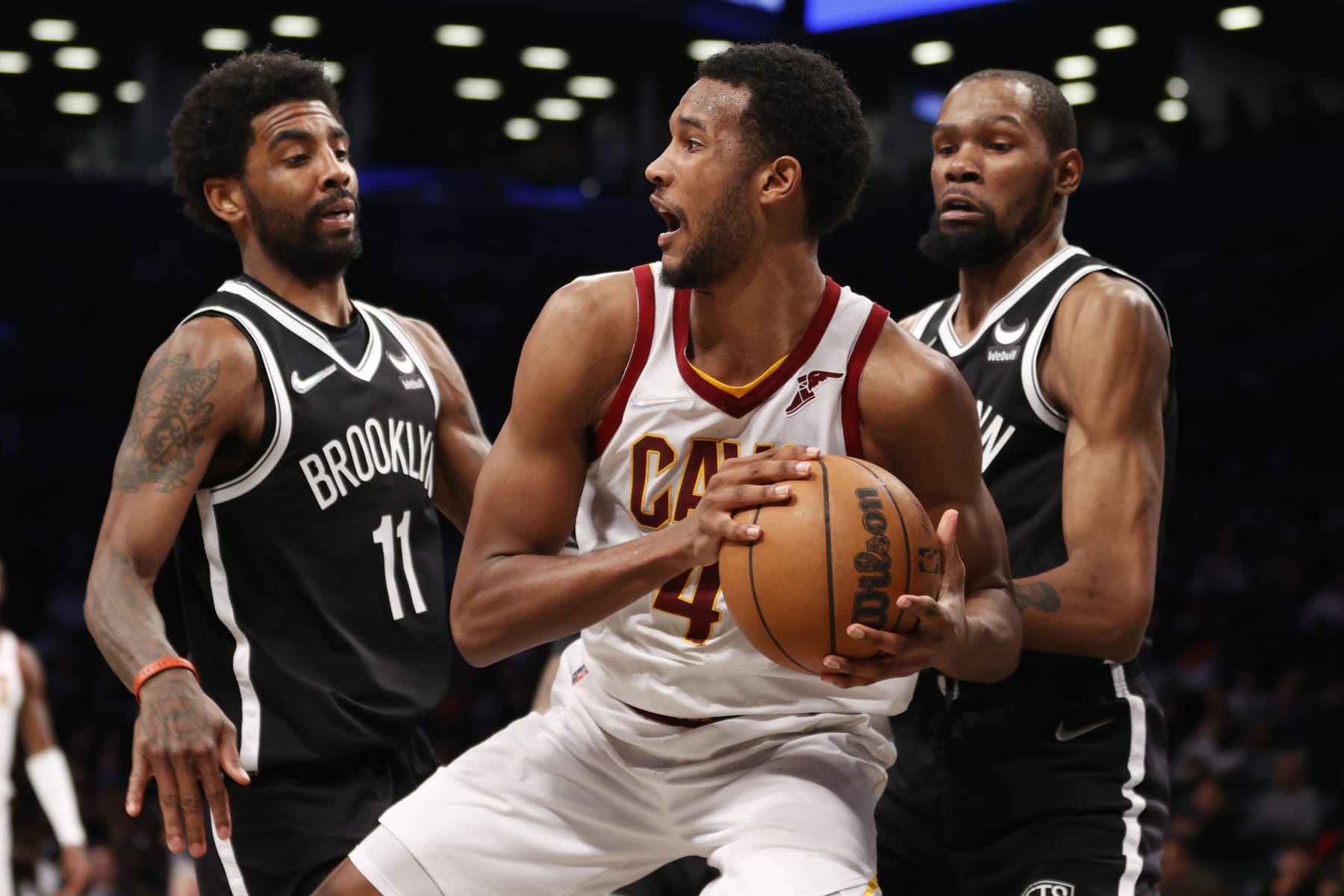 Nets' Kevin Durant Praises Evan Mobley: 'It's a Bright Future for Him ...