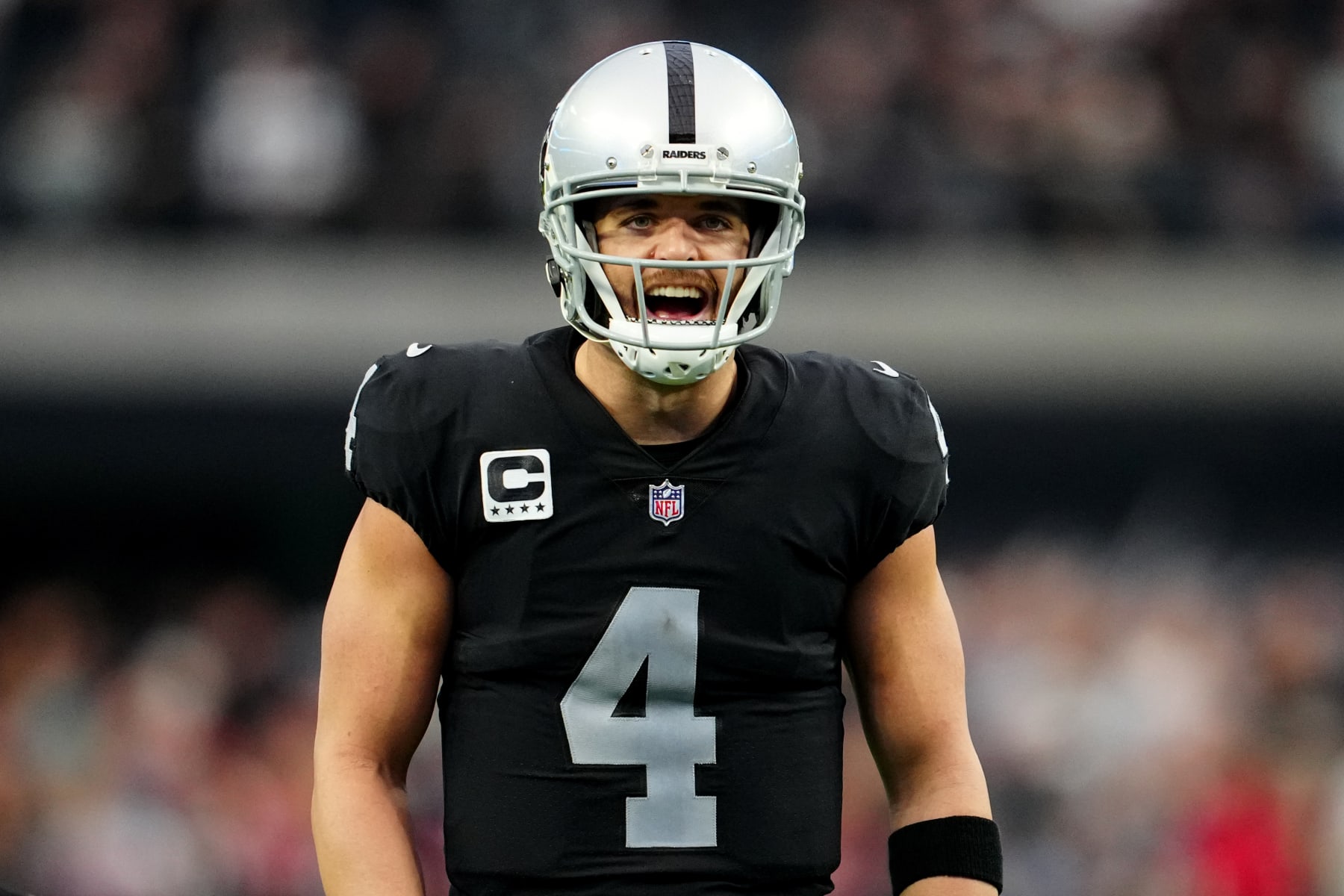 Why Indianapolis Colts Should Be Eyeing Derek Carr amid Latest NFL ...