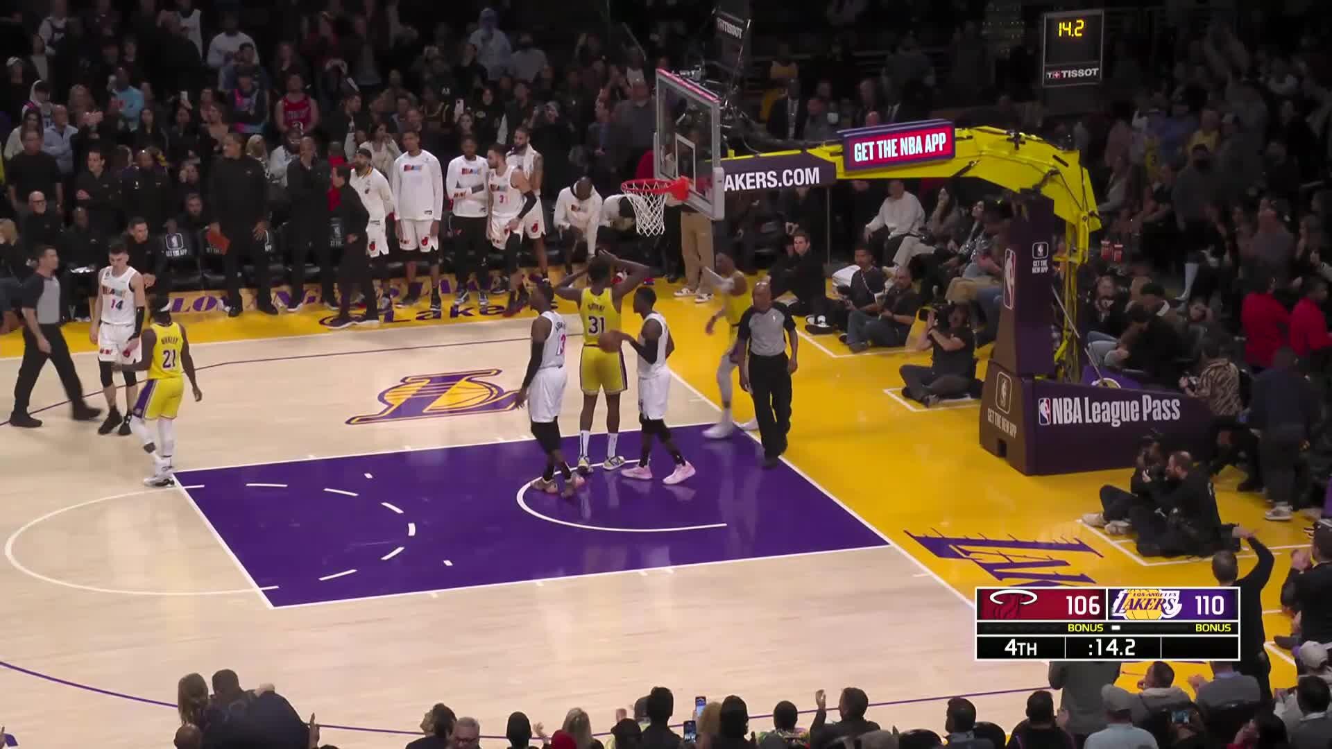 Clippers Rumors: D'Angelo Russell, Kyle Lowry Trade Talks Were Never ...