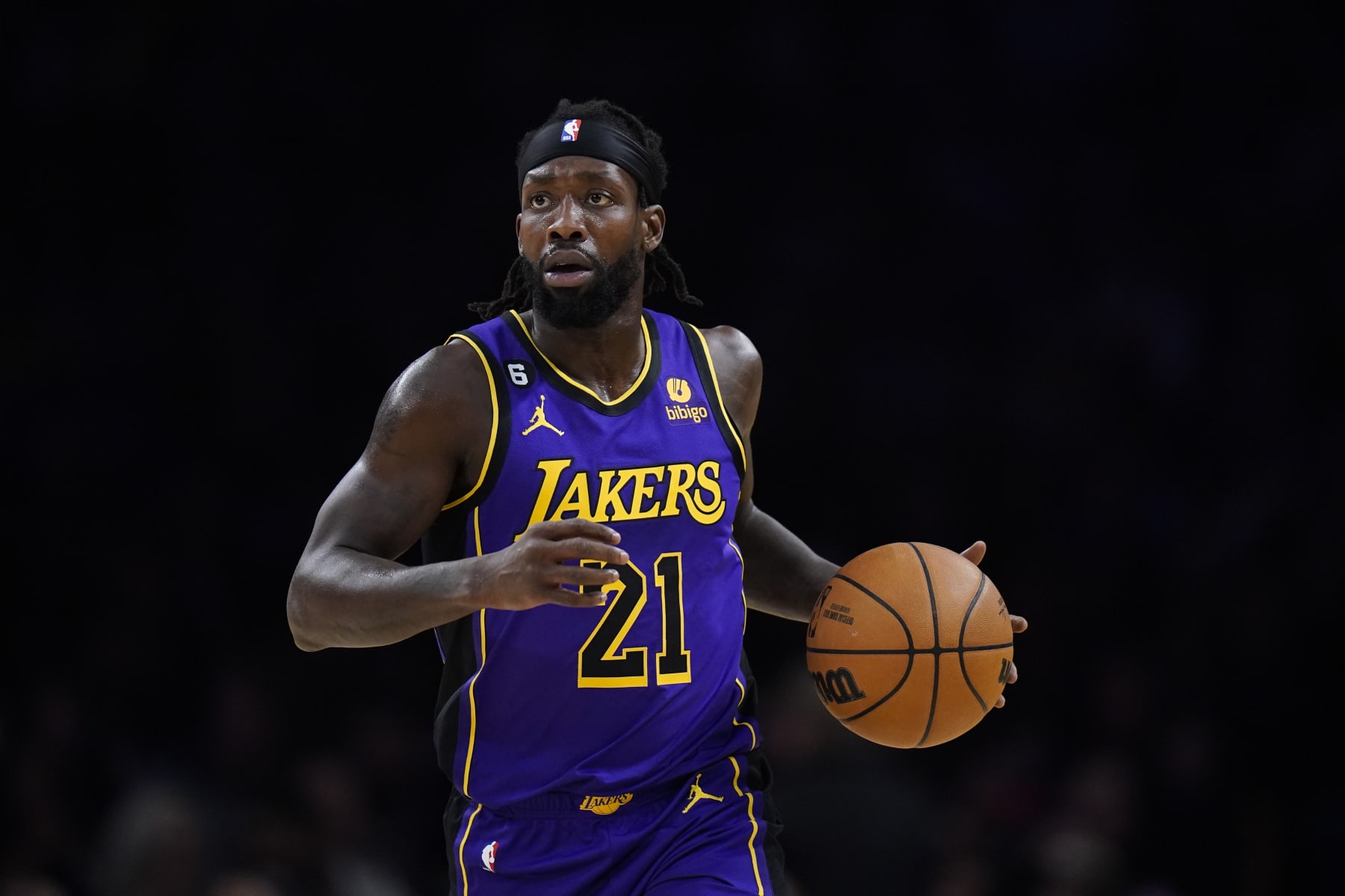 Lakers' Patrick Beverley Exits Loss to Nuggets With Hip Injury ...
