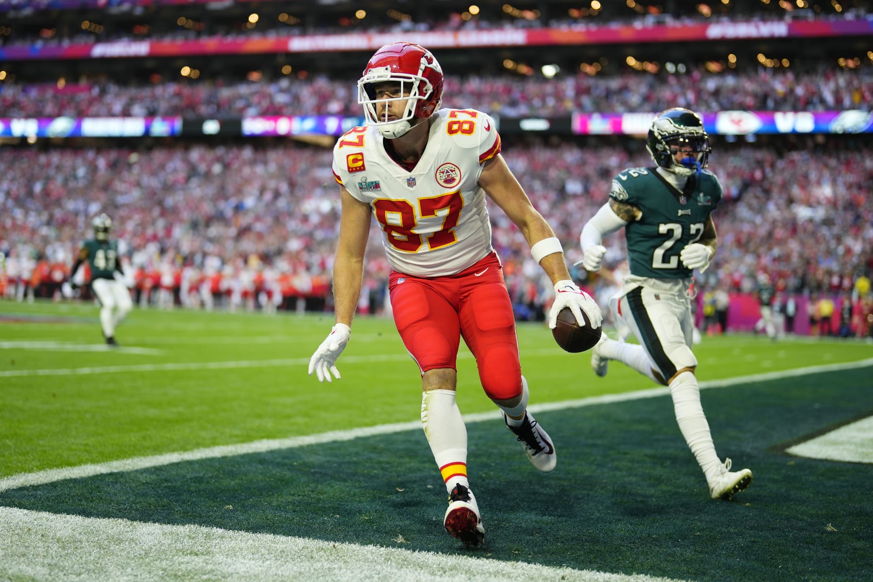 Chiefs' Travis Kelce Passes Rob Gronkowski for 2nd Place in NFL Playoff ...