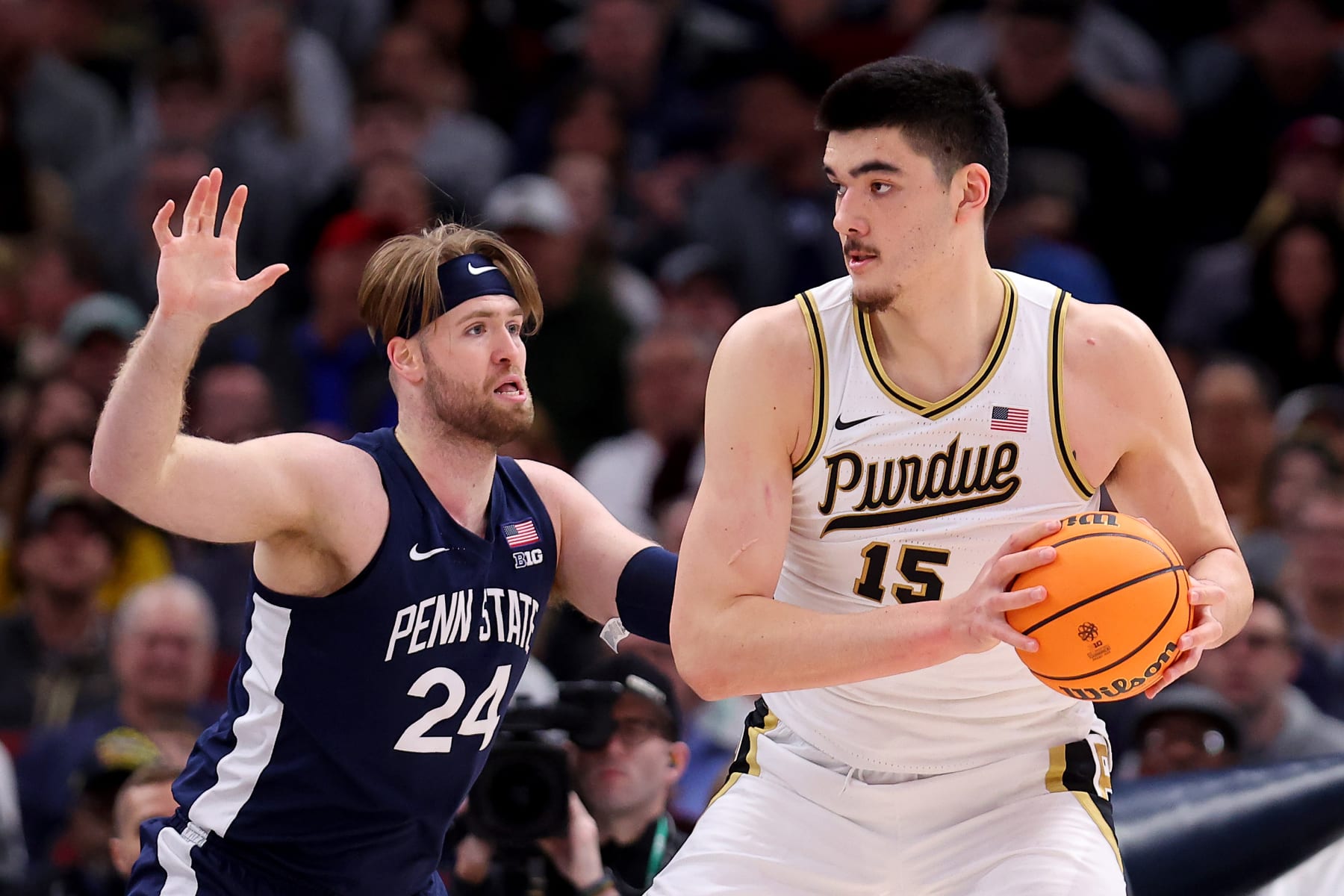 Zach Edey's Dominance Has Fans Believing in Purdue After Big Ten Championship Win