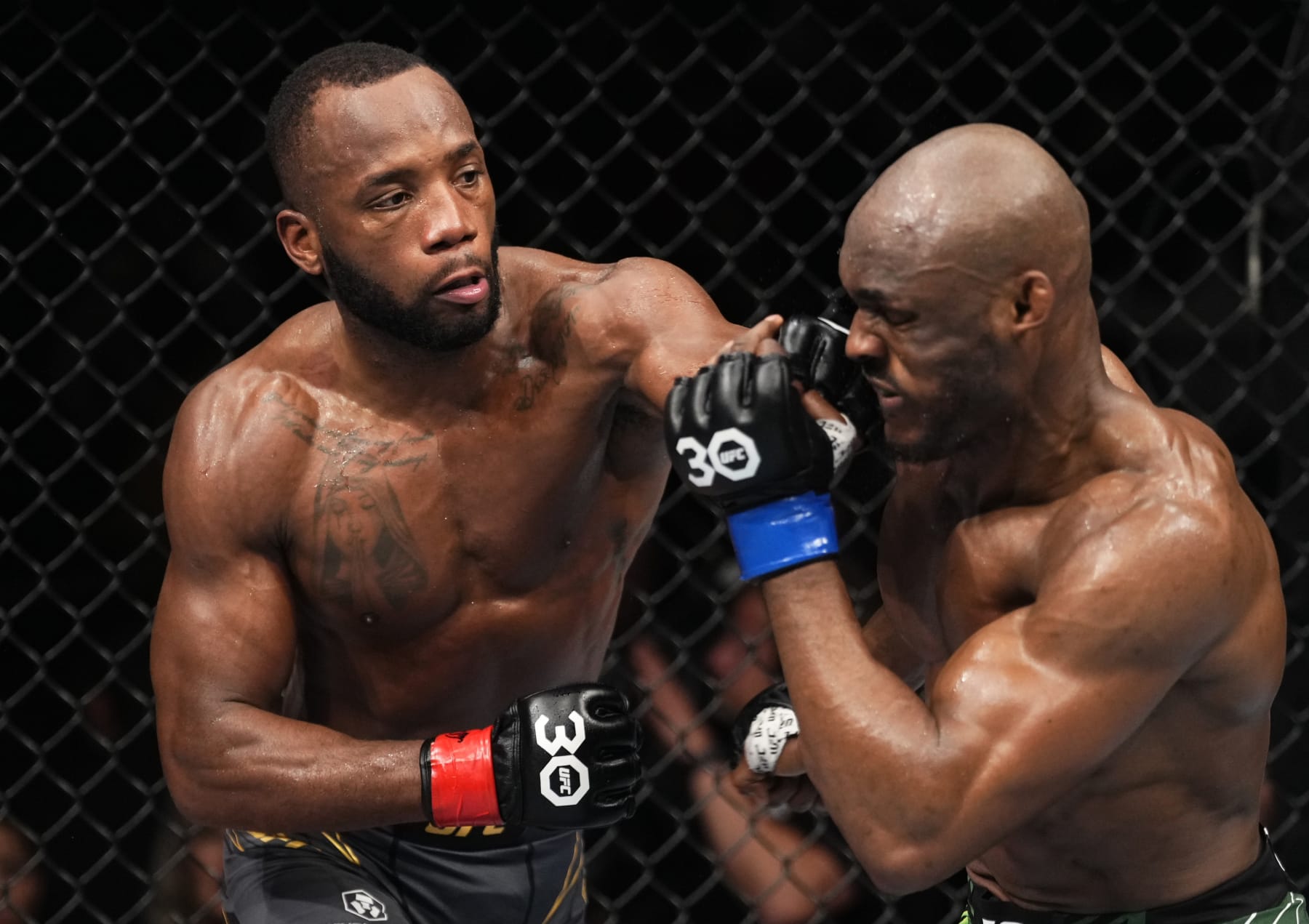 Leon Edwards Defeats Kamaru Usman by Majority Decision at UFC 286
