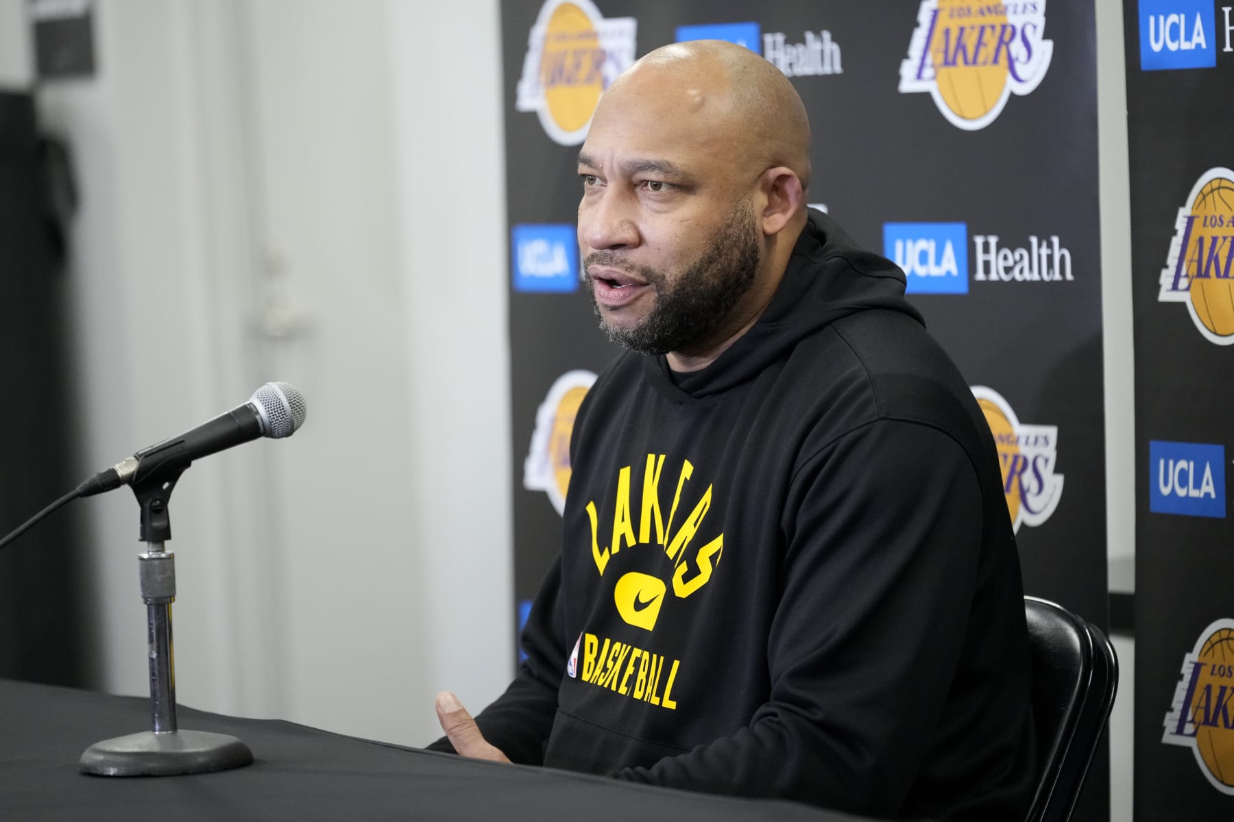 Darvin Ham: Lakers 'Understand What's at Stake' in Playoff Race with 11 ...