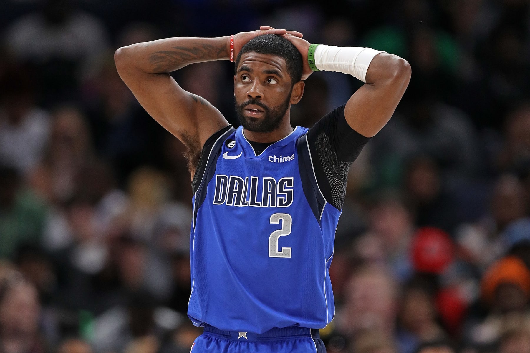 Report: Mavs' Kyrie Irving Day-to-Day with Foot Injury Diagnosed as ...