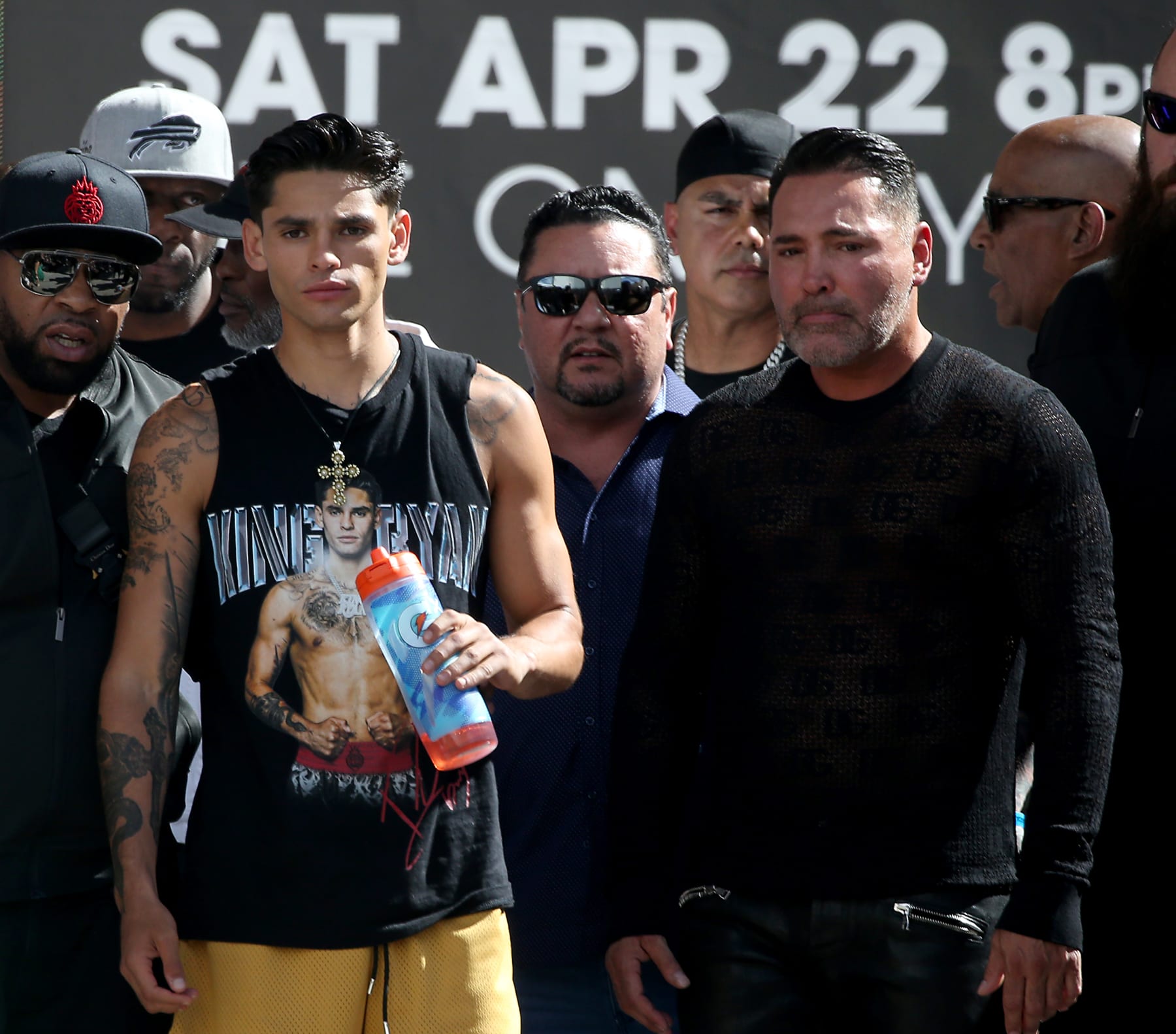 Oscar De La Hoya Received Death Threats Ahead of Gervonta Davis vs ...