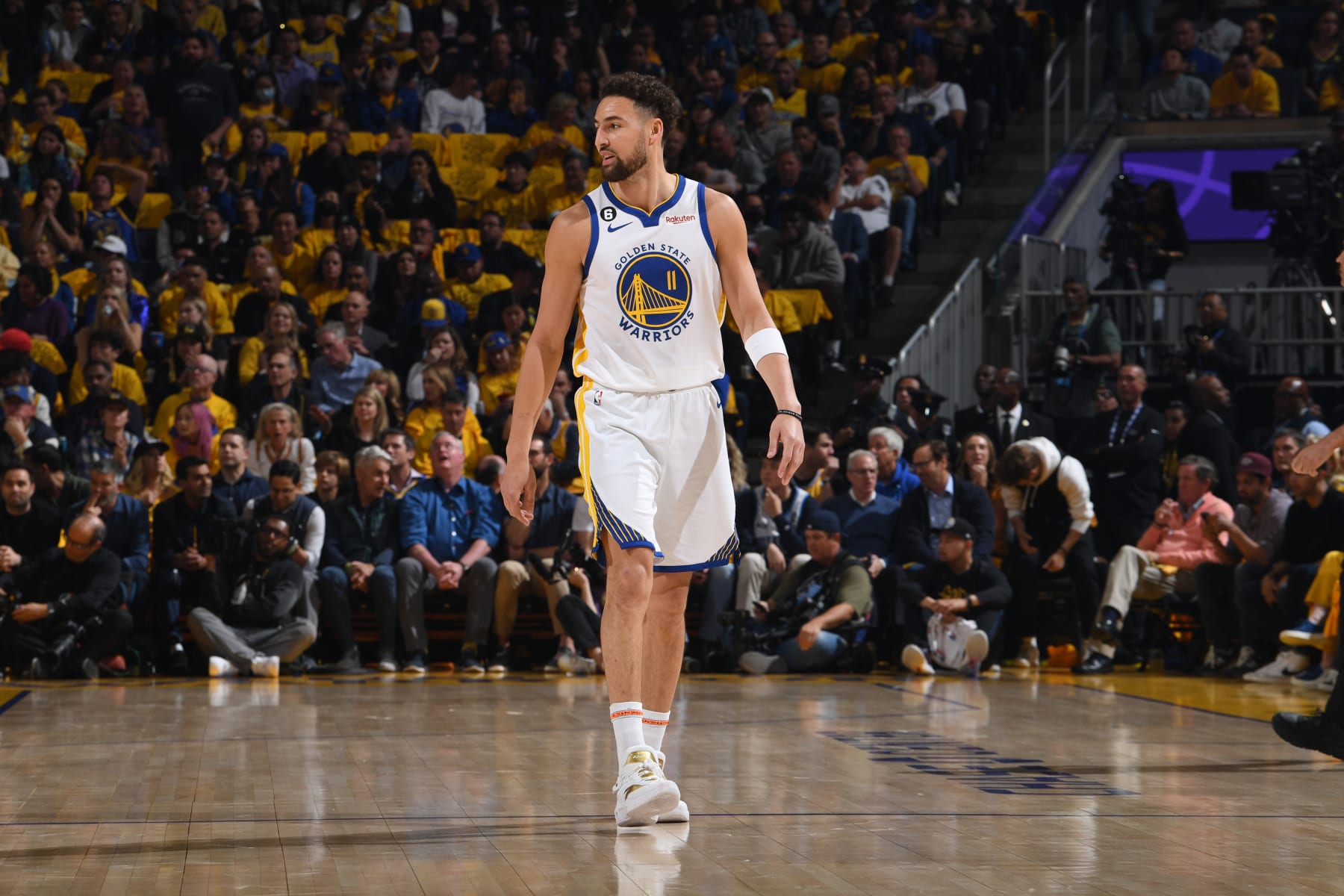 What's Wrong with Klay Thompson?