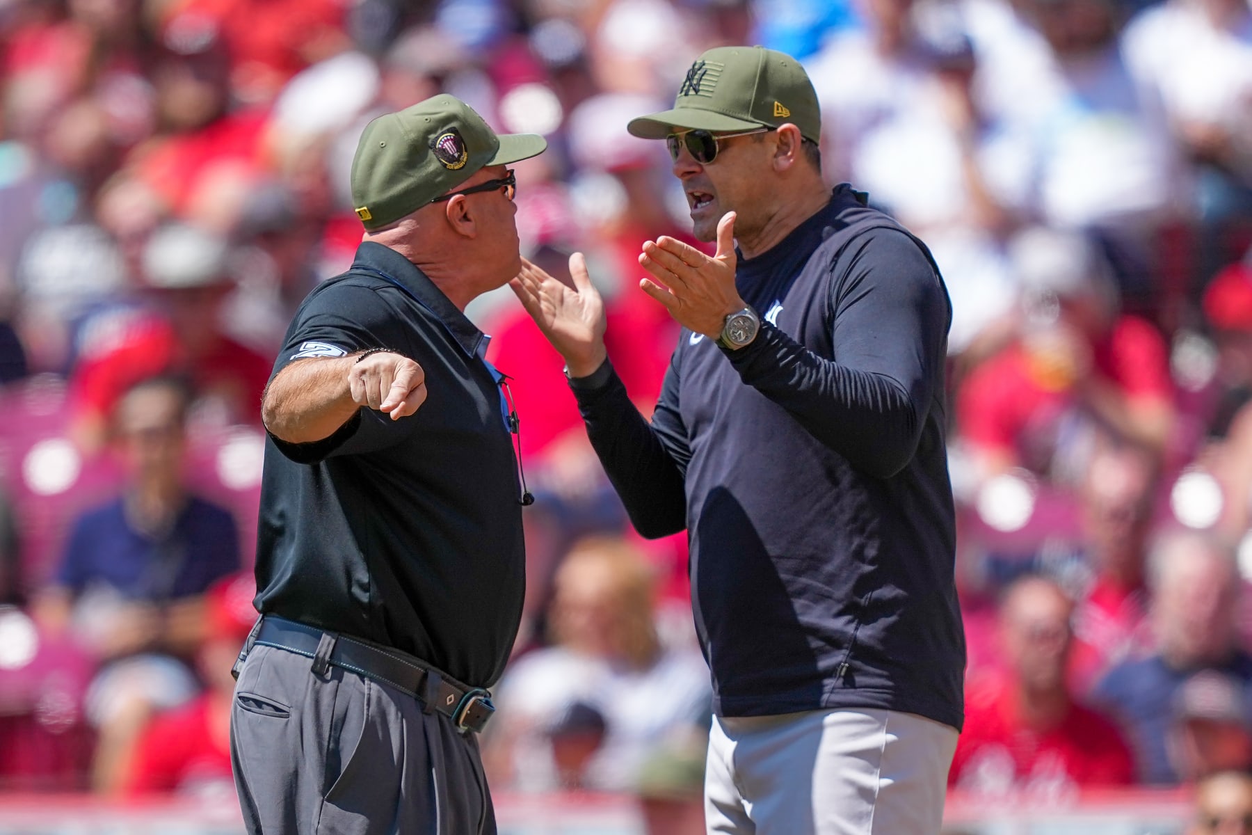 Yankees' Aaron Boone Says He's 'Not Going to Change' Despite Ejections ...