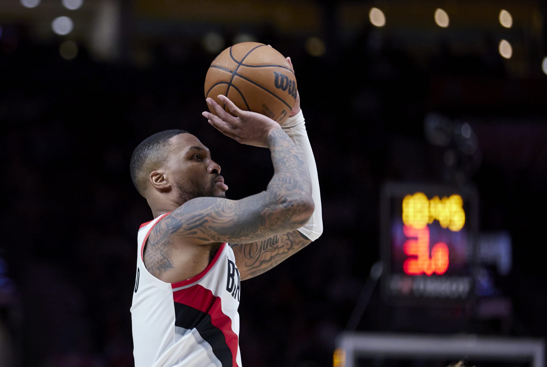 Trail Blazers' Damian Lillard Agrees With Jeff Van Gundy on Eliminating ...