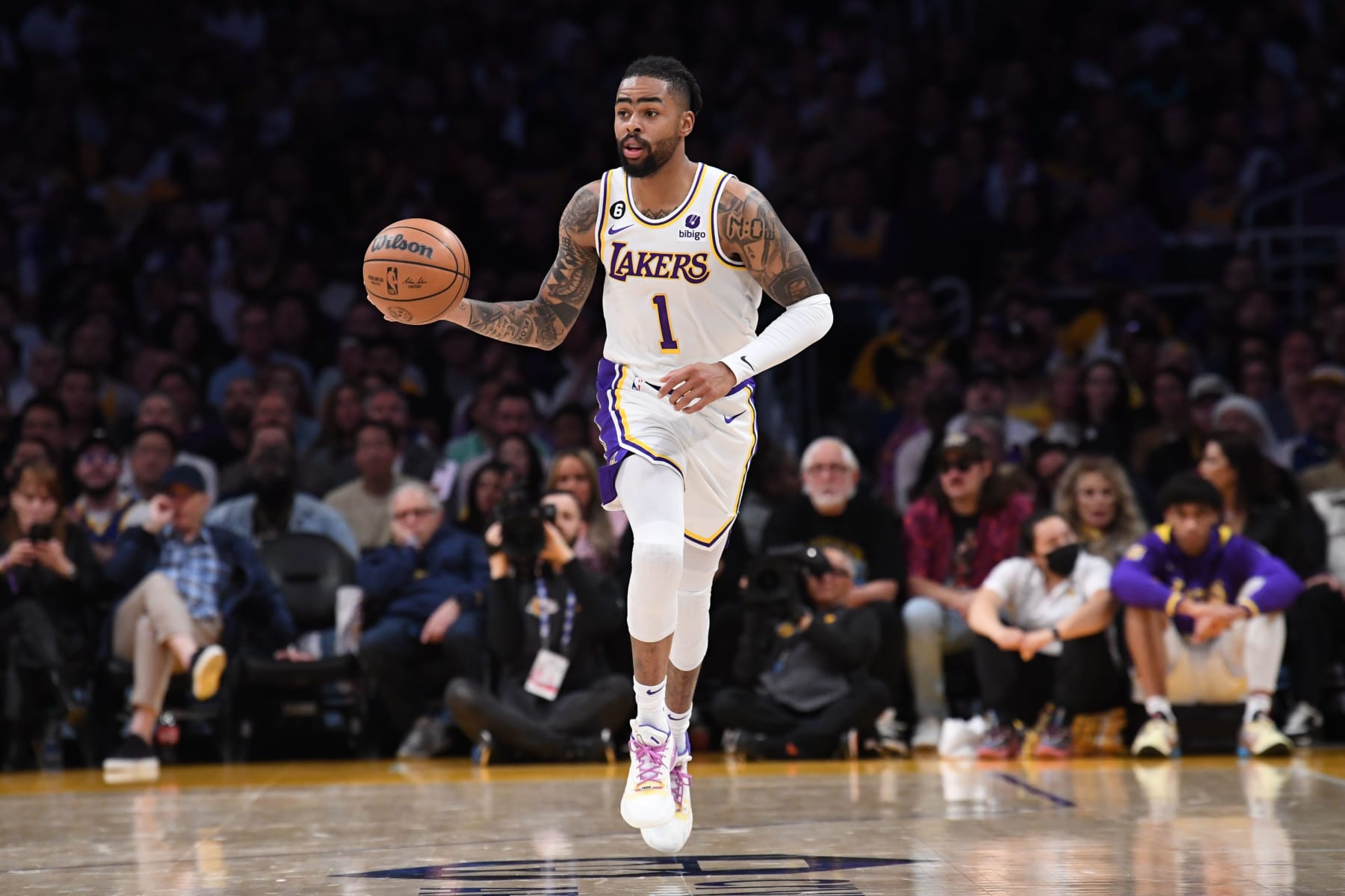 Lakers Must Sign D'Angelo Russell to New Contract amid FA, Kyrie Irving ...