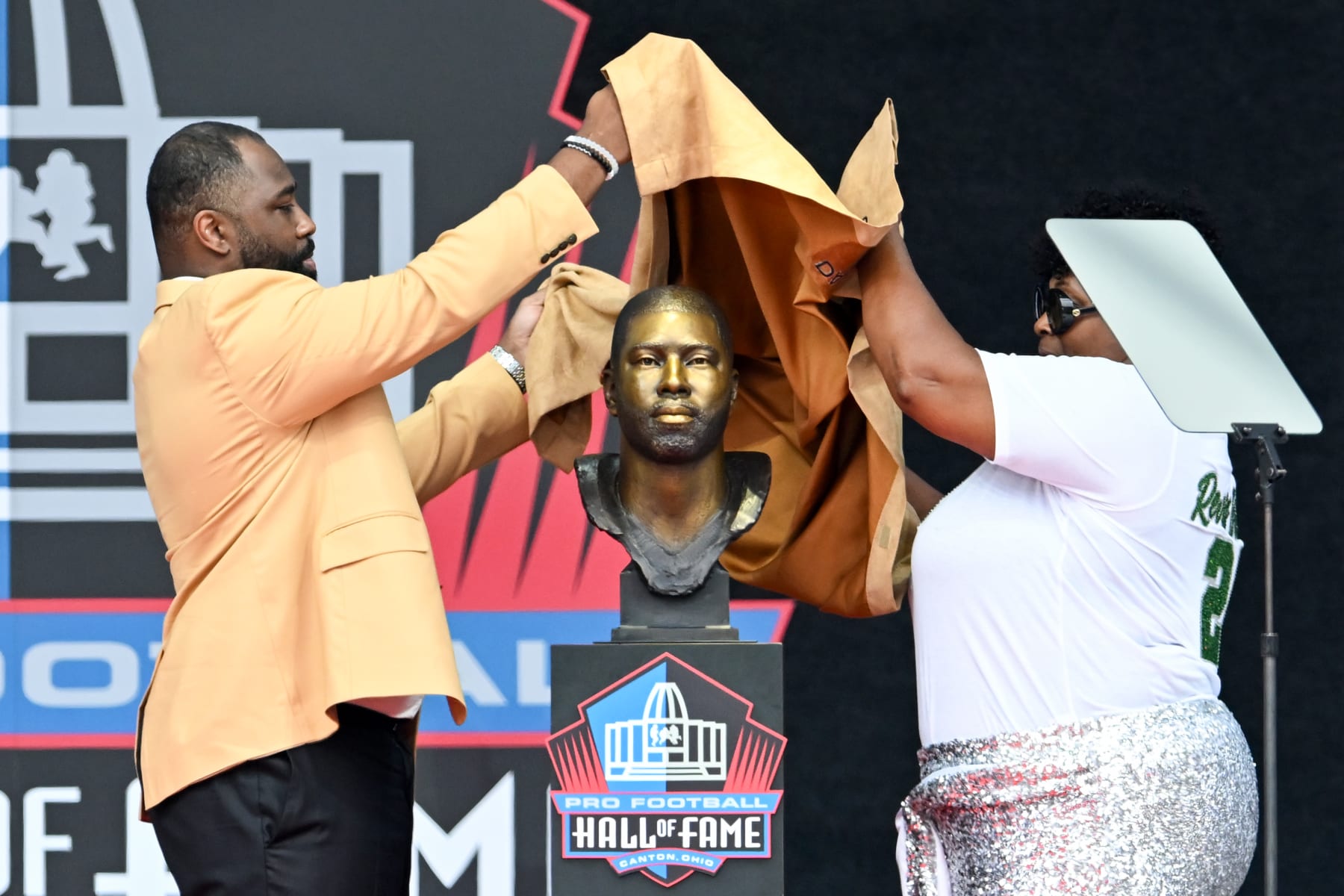 Darrelle Revis on Deion Sanders: 'What Jordan Is to Kobe, Is Prime to ...