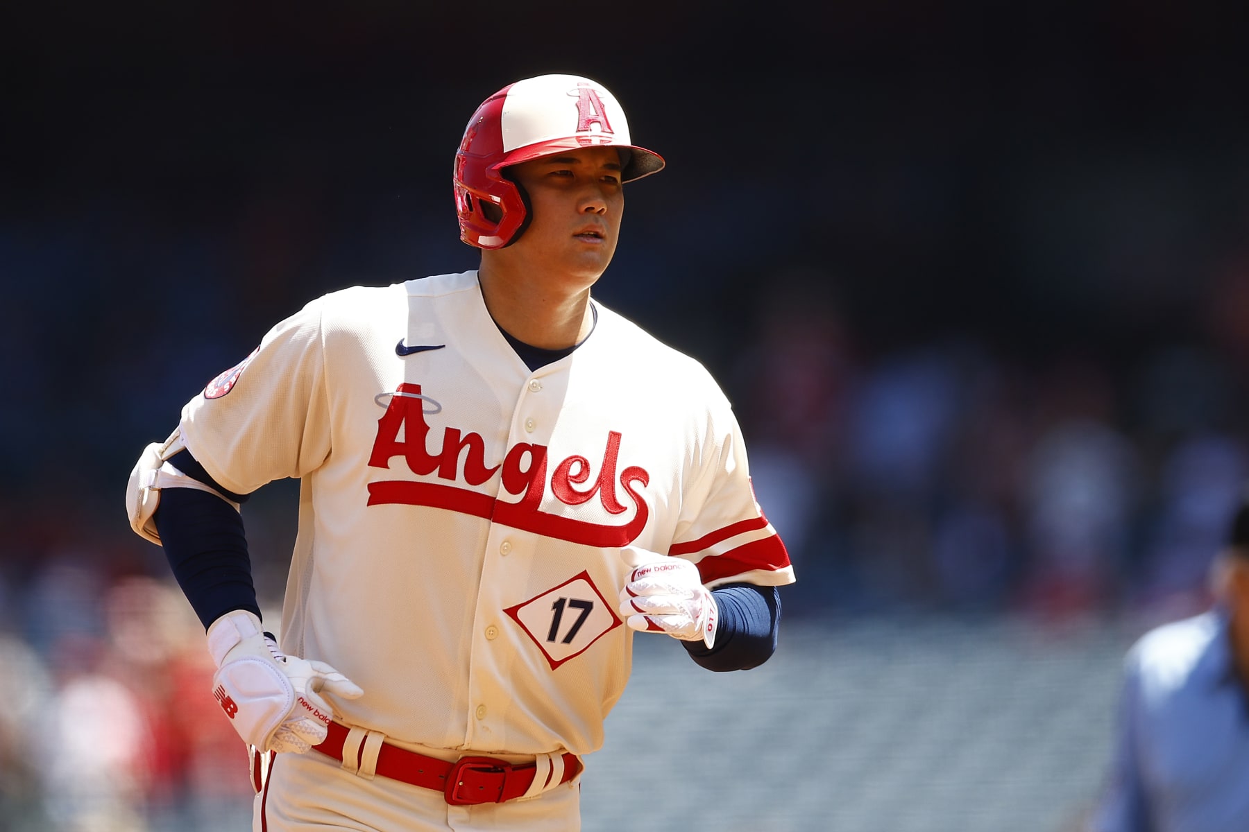 Angels' Shohei Ohtani Leaves Game vs. Reds as Pitcher, DH; Injury ...