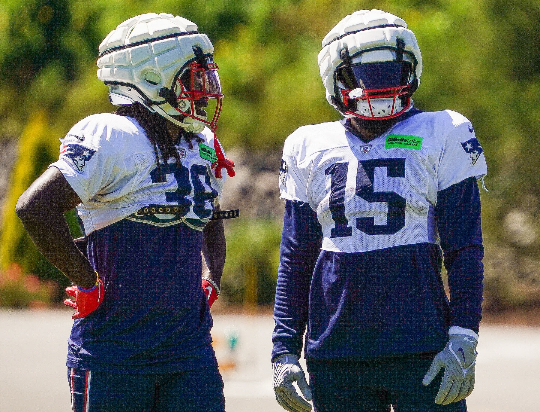 Rhamondre Stevenson Praises Ezekiel Elliott, Discusses Impact on ...