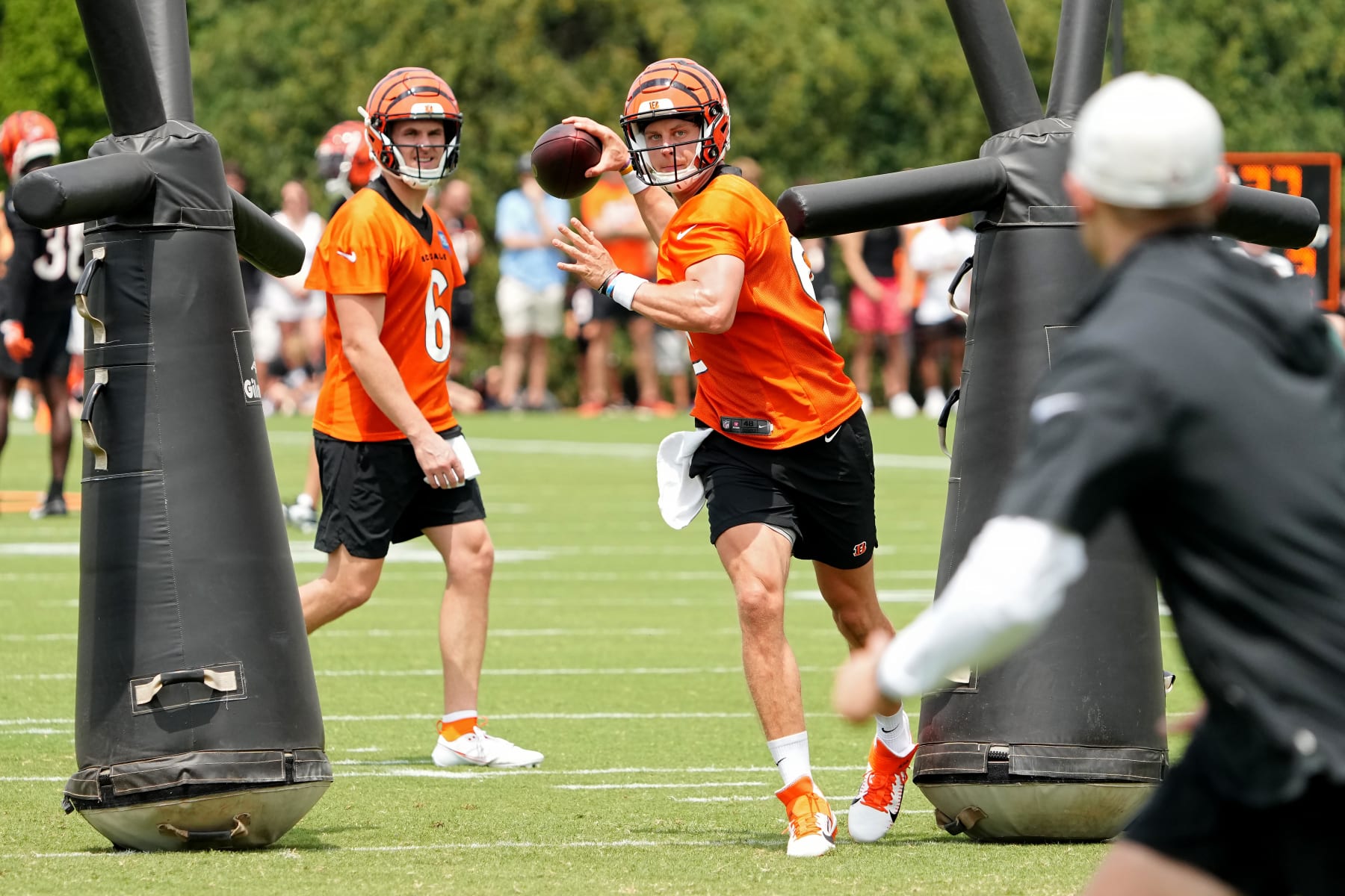 Rapoport: 'All Signs Point' to Joe Burrow Playing for Bengals vs ...