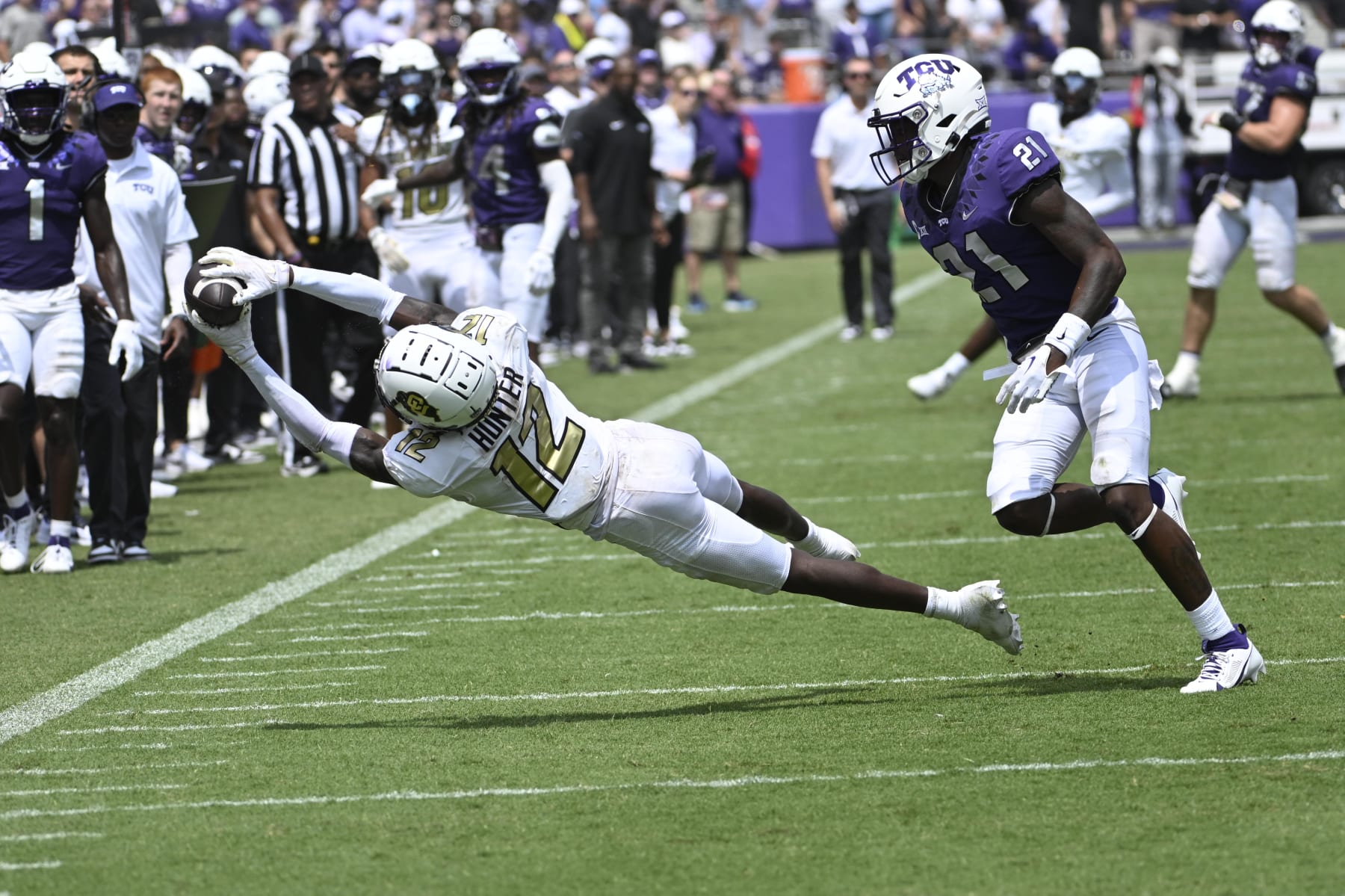 Travis Hunter: conheça a próxima estrela da NFL, que pode jogar no ...