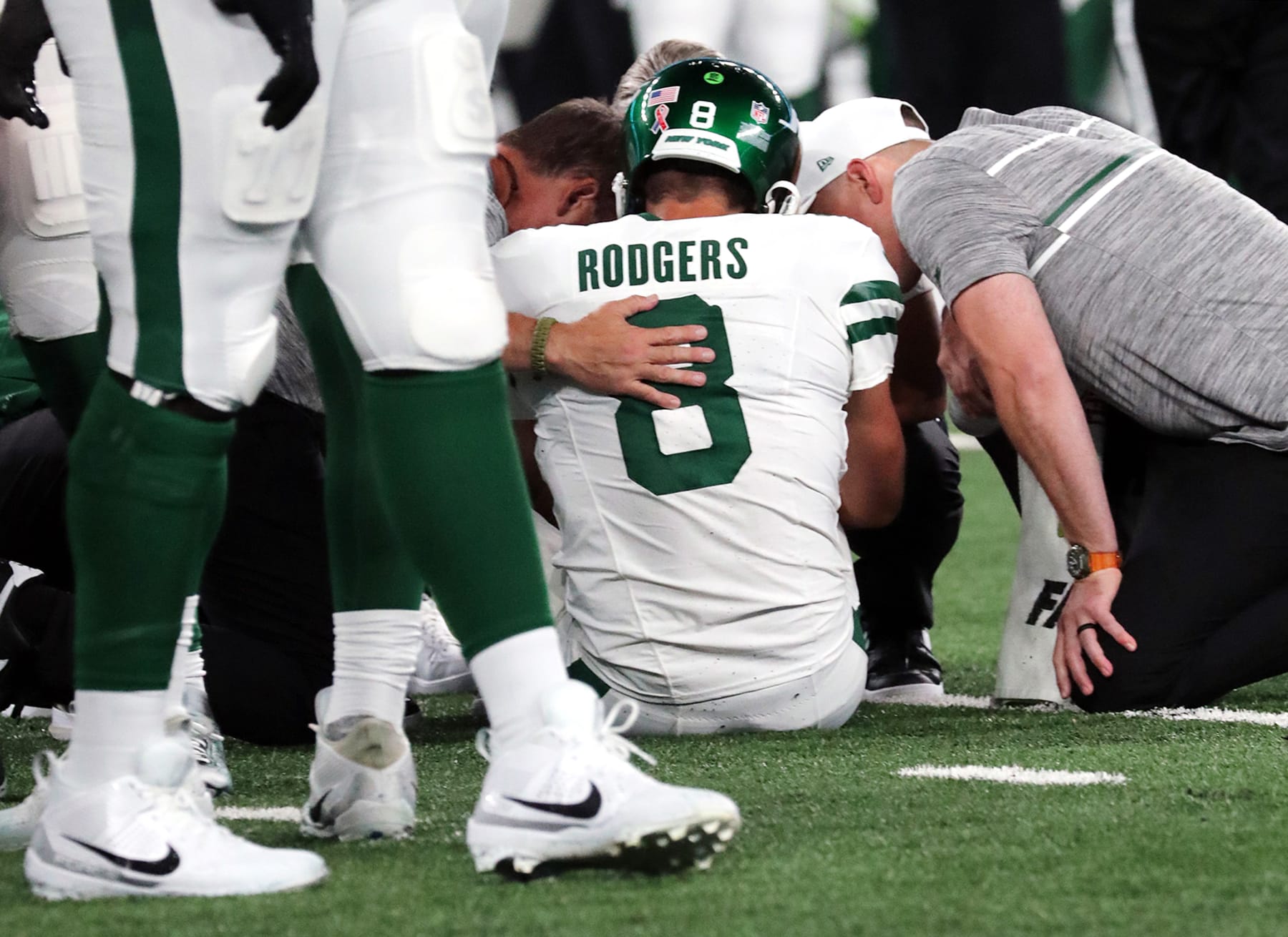 Inside Aaron Rodgers' Projected Rehab After Surgery on Injury; Rumors ...