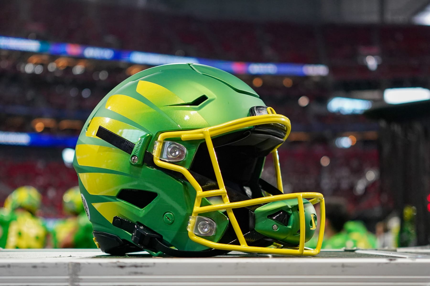 5-Star EDGE Elijah Rushing Commits to Oregon After Decommitting from ...