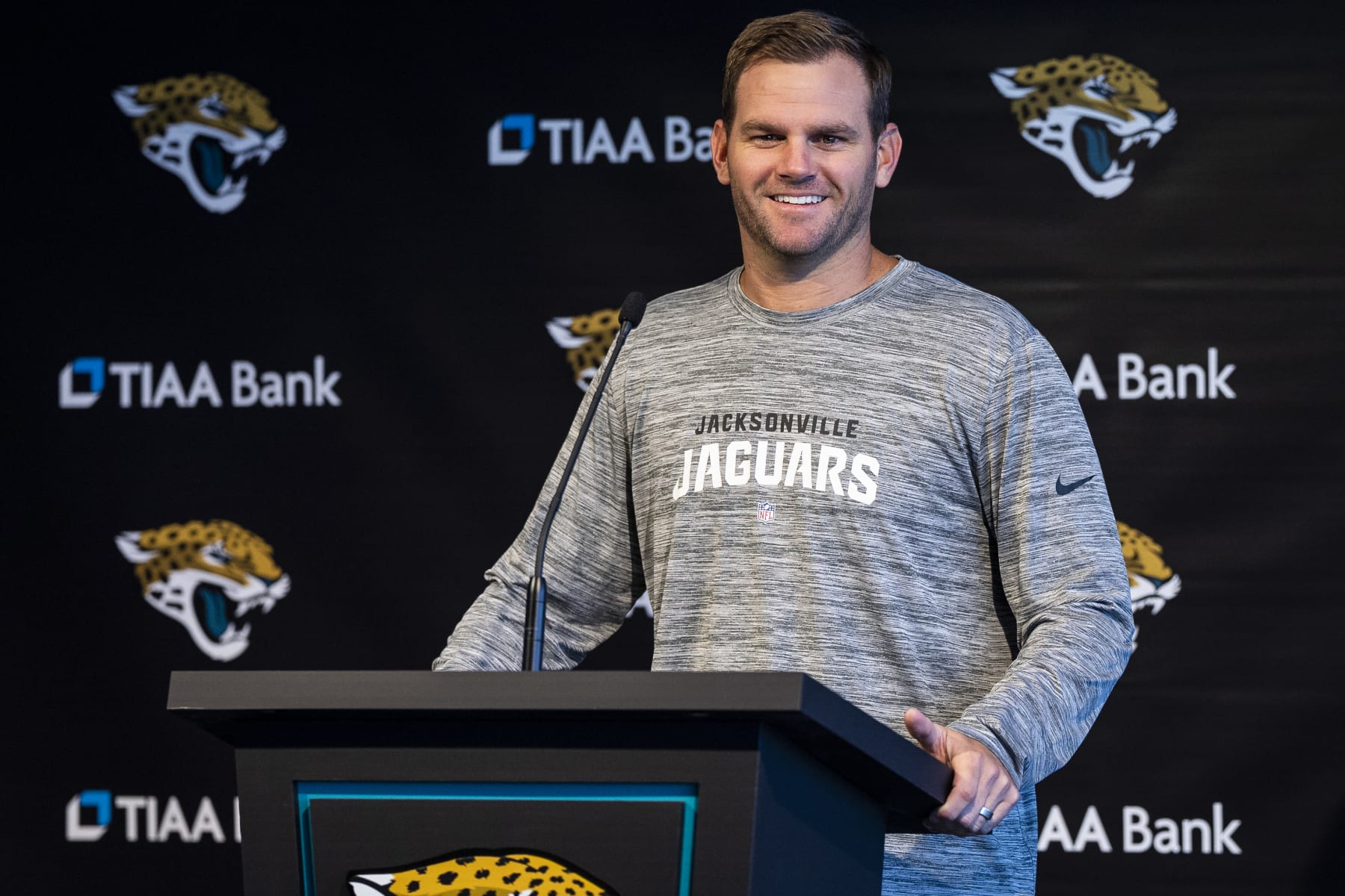 9 NFL Coordinators Who Deserve Head Coaching Interest and Their Best ...