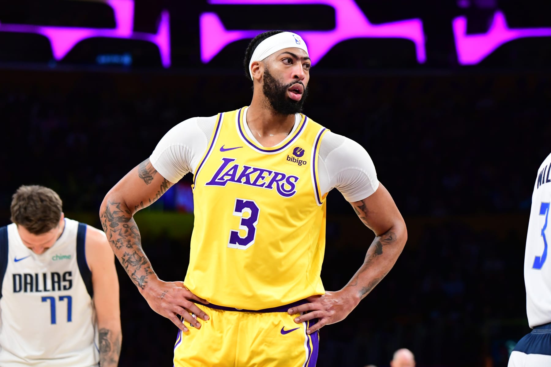 Lakers' Reaves: Anthony Davis Impacts Game More Than 'Average Human Is ...