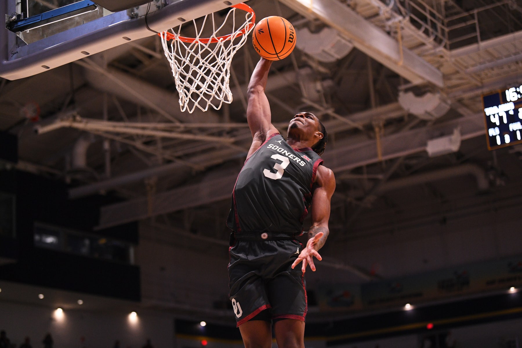 2023-24 Men's College Basketball Players Off to a Surprisingly Hot Start