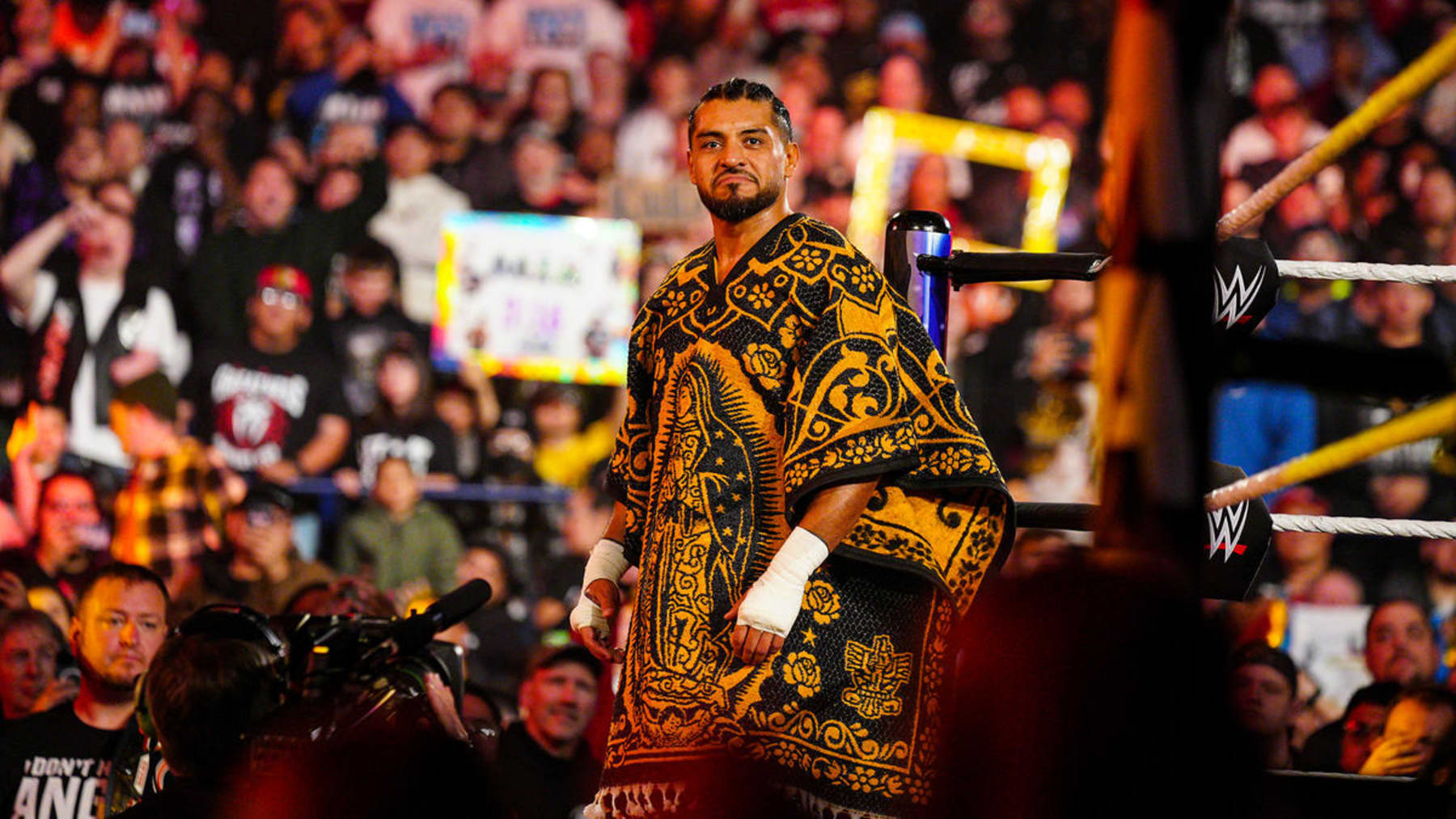 WWE SmackDown Results: Winners, Live Grades, Reaction, Highlights From ...