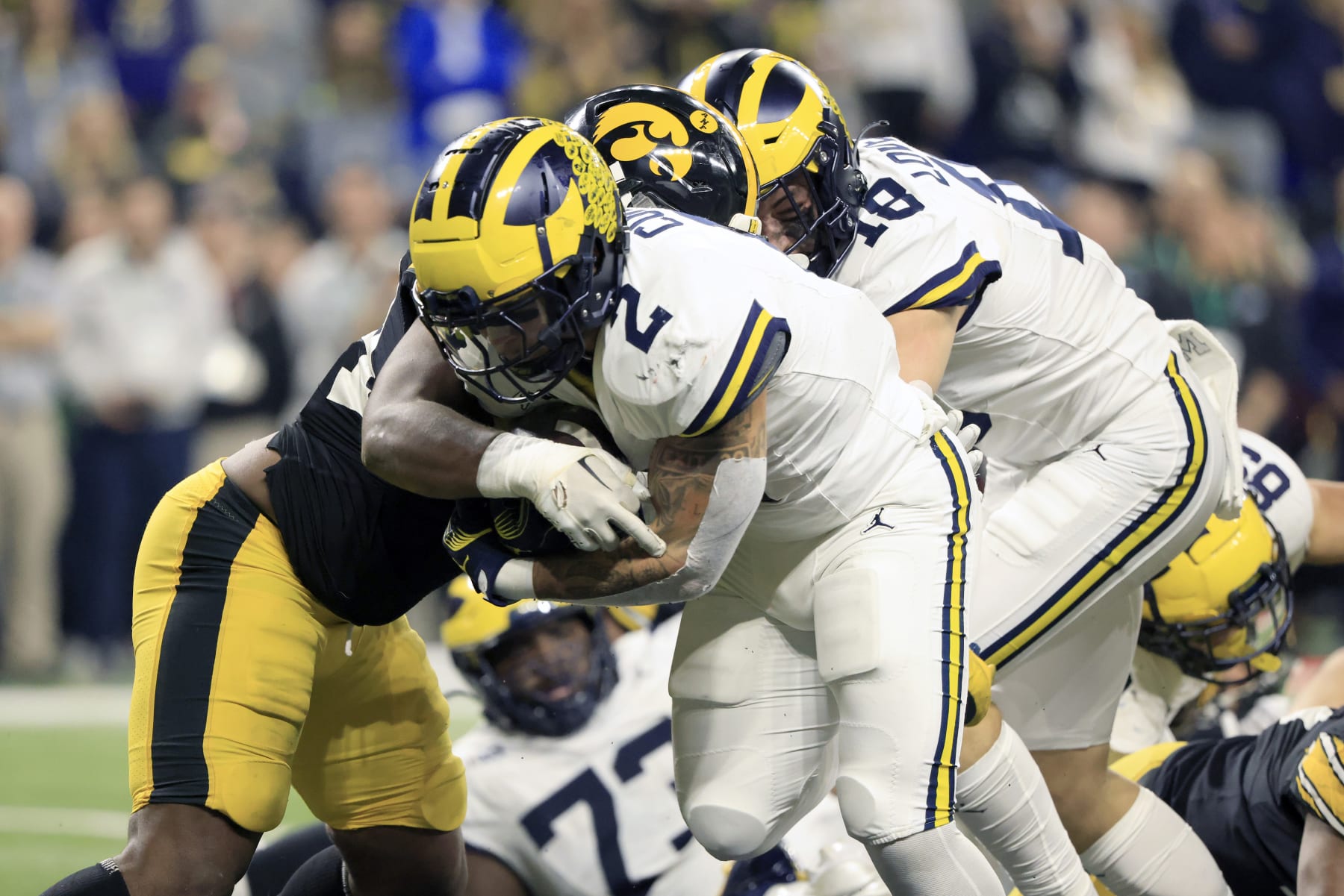 Michigan Fans Unimpressed with Offense in Win vs. Iowa in Jim Harbaugh ...