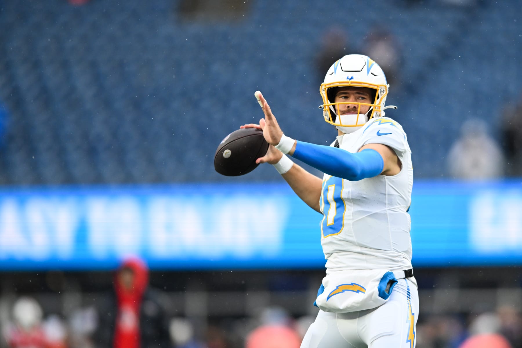 Start 'Em, Sit 'Em Week 14: Smart Matchup Plays, Sleepers and More