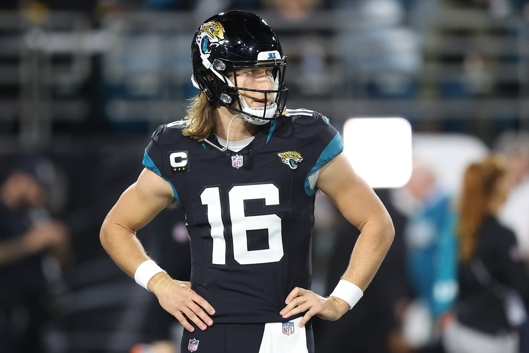 Trevor Lawrence's Ankle Injury Concerns NFL Fans as Jaguars Lose to ...
