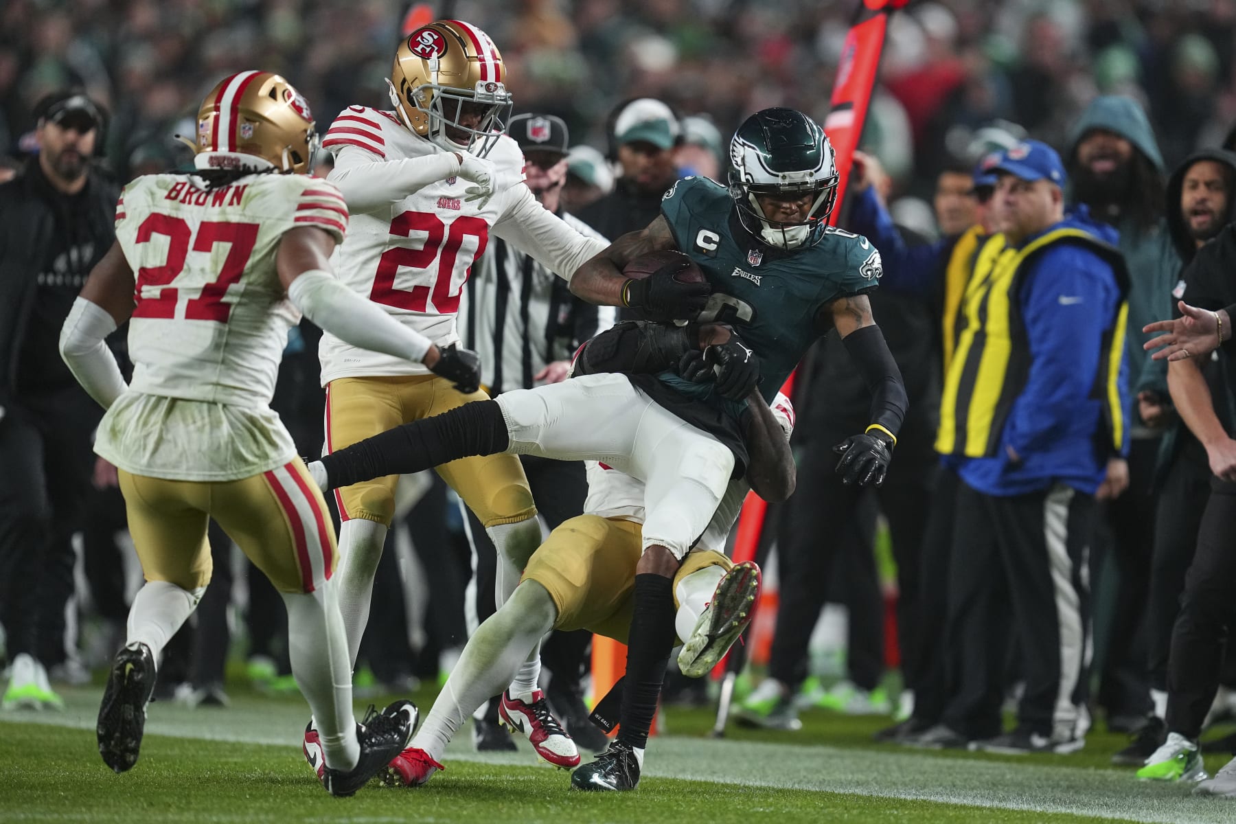 Video: 49ers' Dre Greenlaw Fined for Body-Slam Tackle Before Dom ...