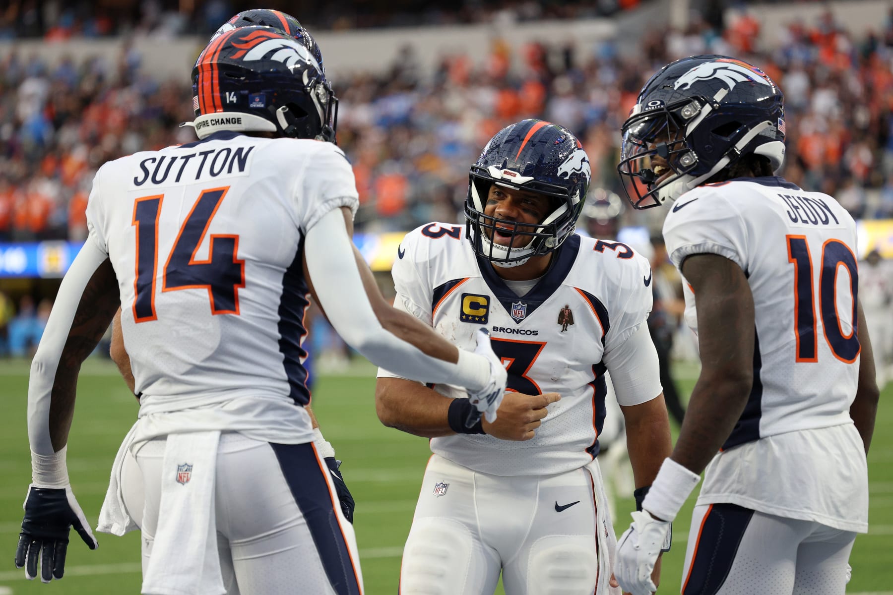 Russell Wilson Leads Broncos to 1st AFC West Road Win Since 2019 vs ...