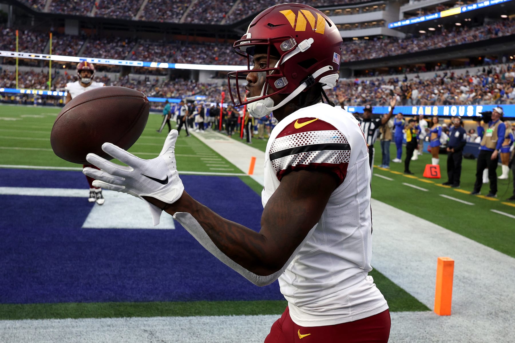 Week 17 Waiver Wire: Breakout Pickups, Targets and Tips for Fantasy ...