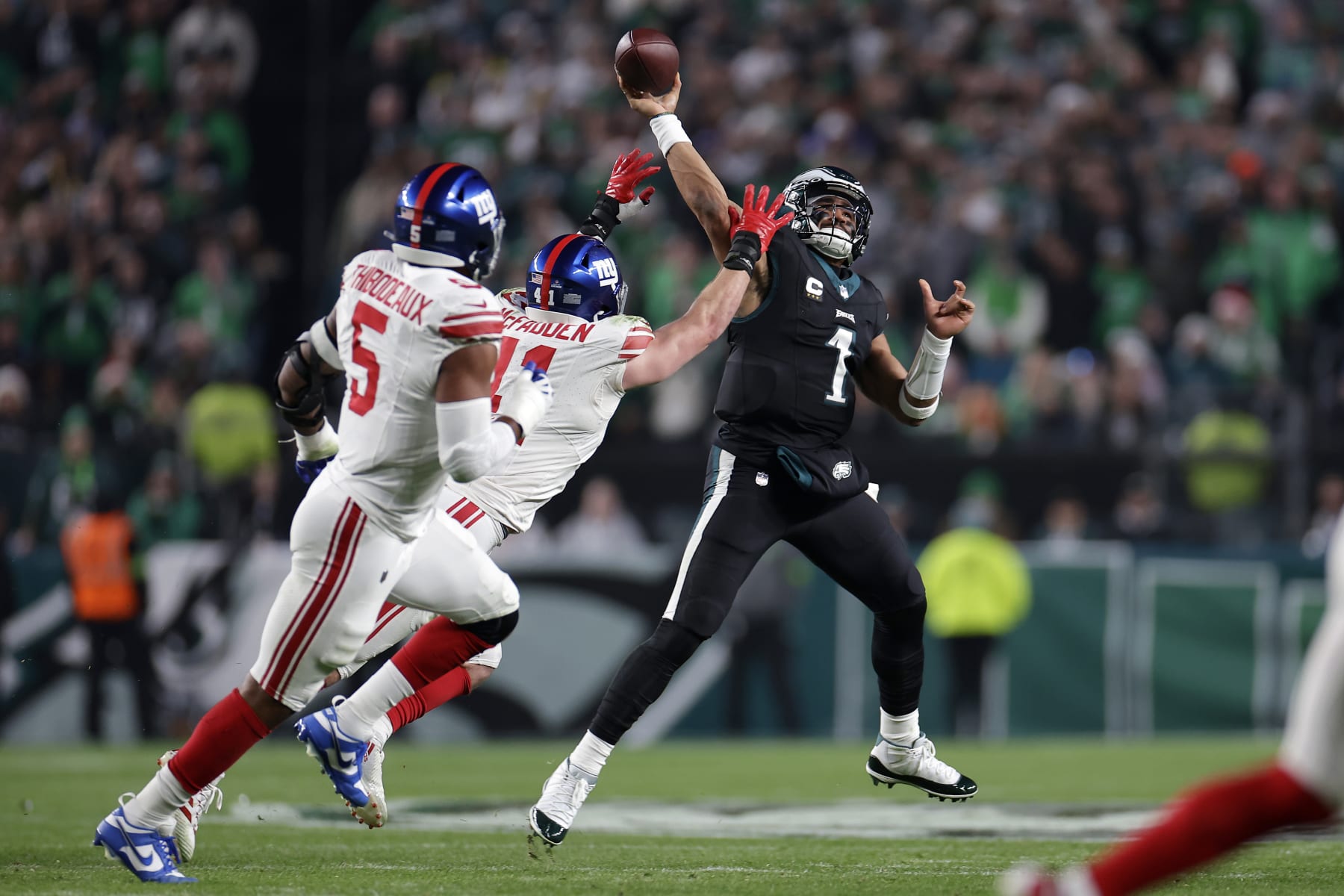 NFL Week 16 Takeaways: Updated Playoff Seeding, Top Storylines for ...