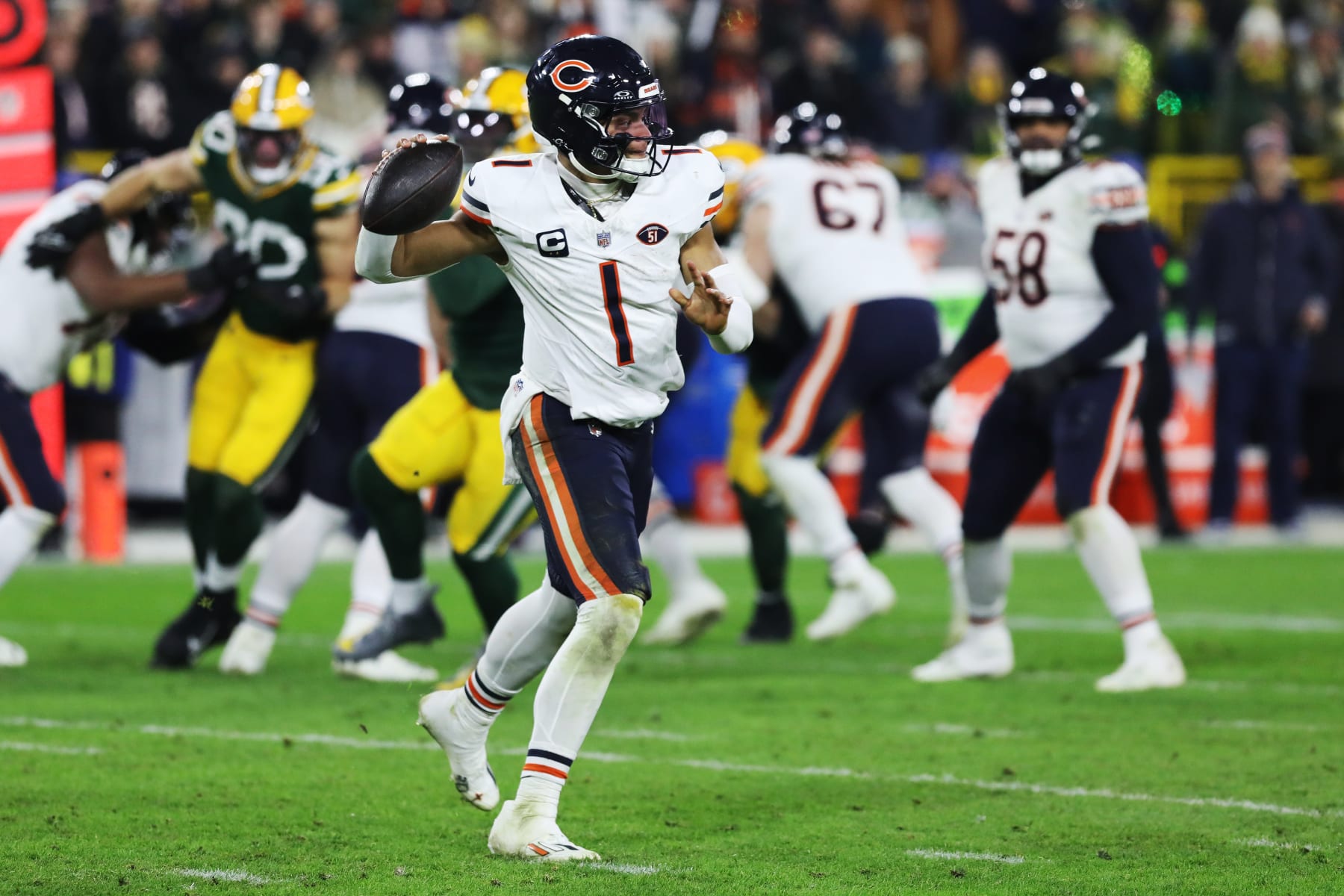 3 Takeaways from Bears' Week 18 Loss vs. Packers