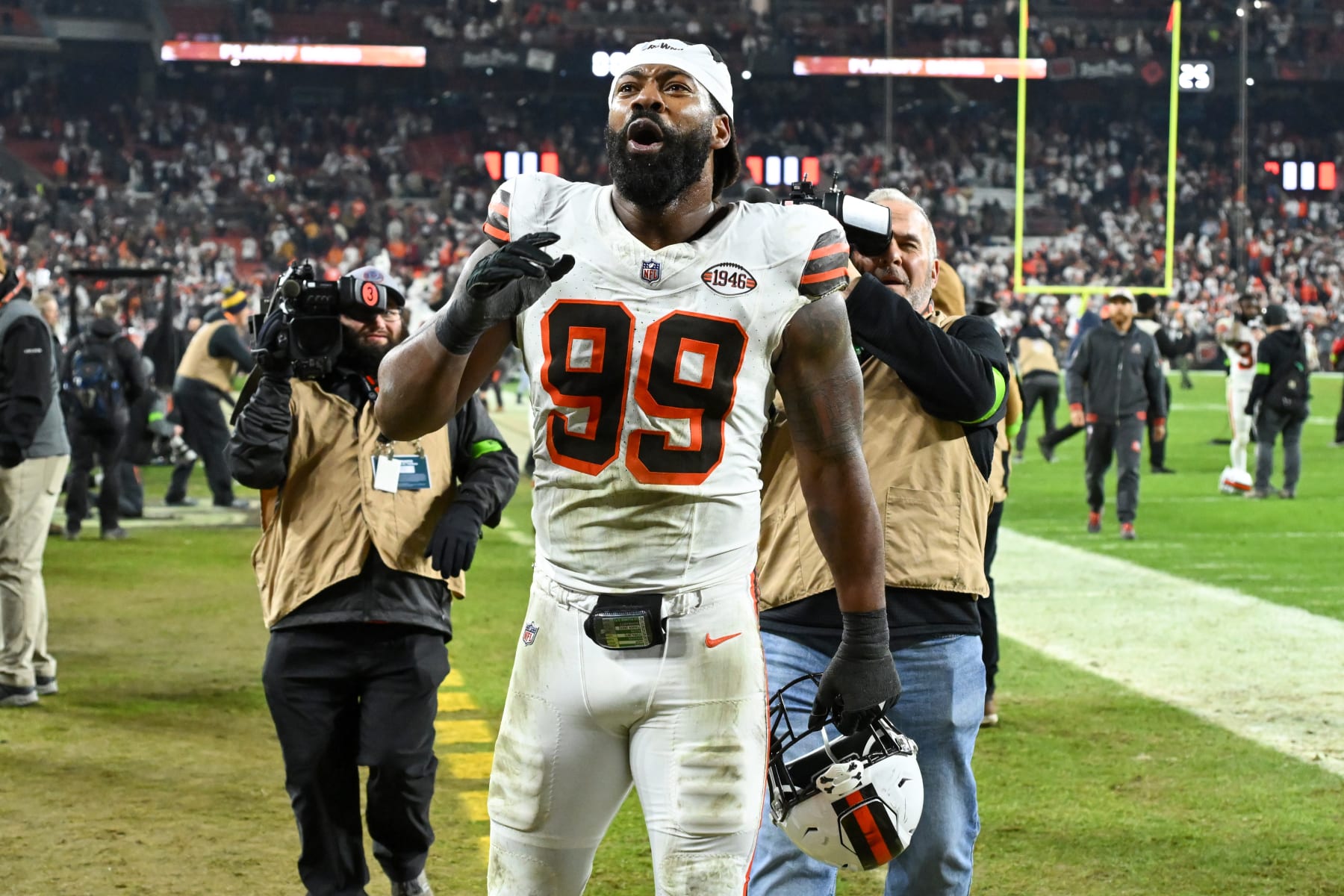 Browns' 2024 Free Agents, Targets and Draft Needs After NFL Playoff Loss