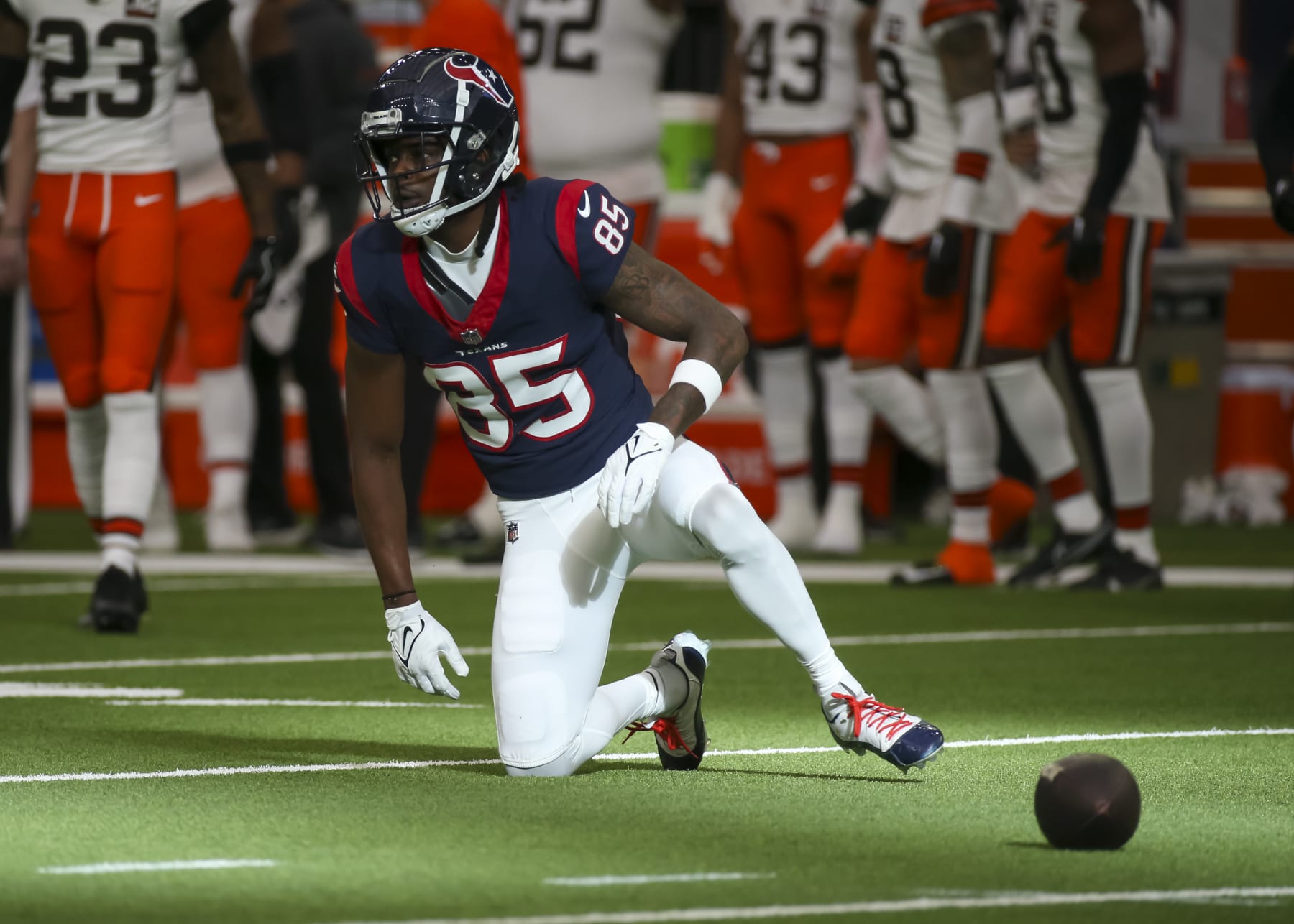 Texans' Noah Brown Placed on IR With Shoulder Injury; Out for Rest of ...