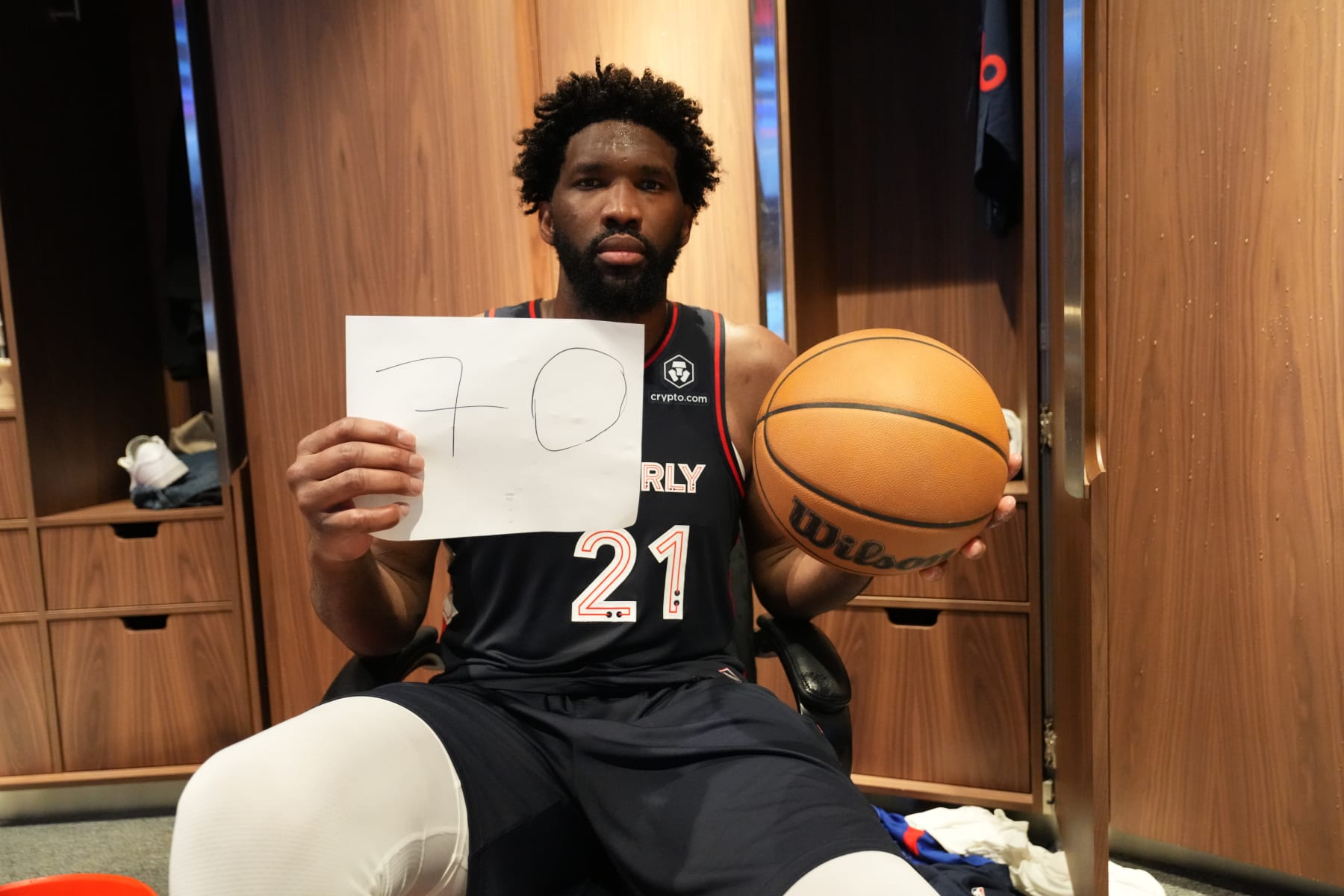 76ers' Joel Embiid Recreates Iconic Wilt Chamberlain Photo After Record ...